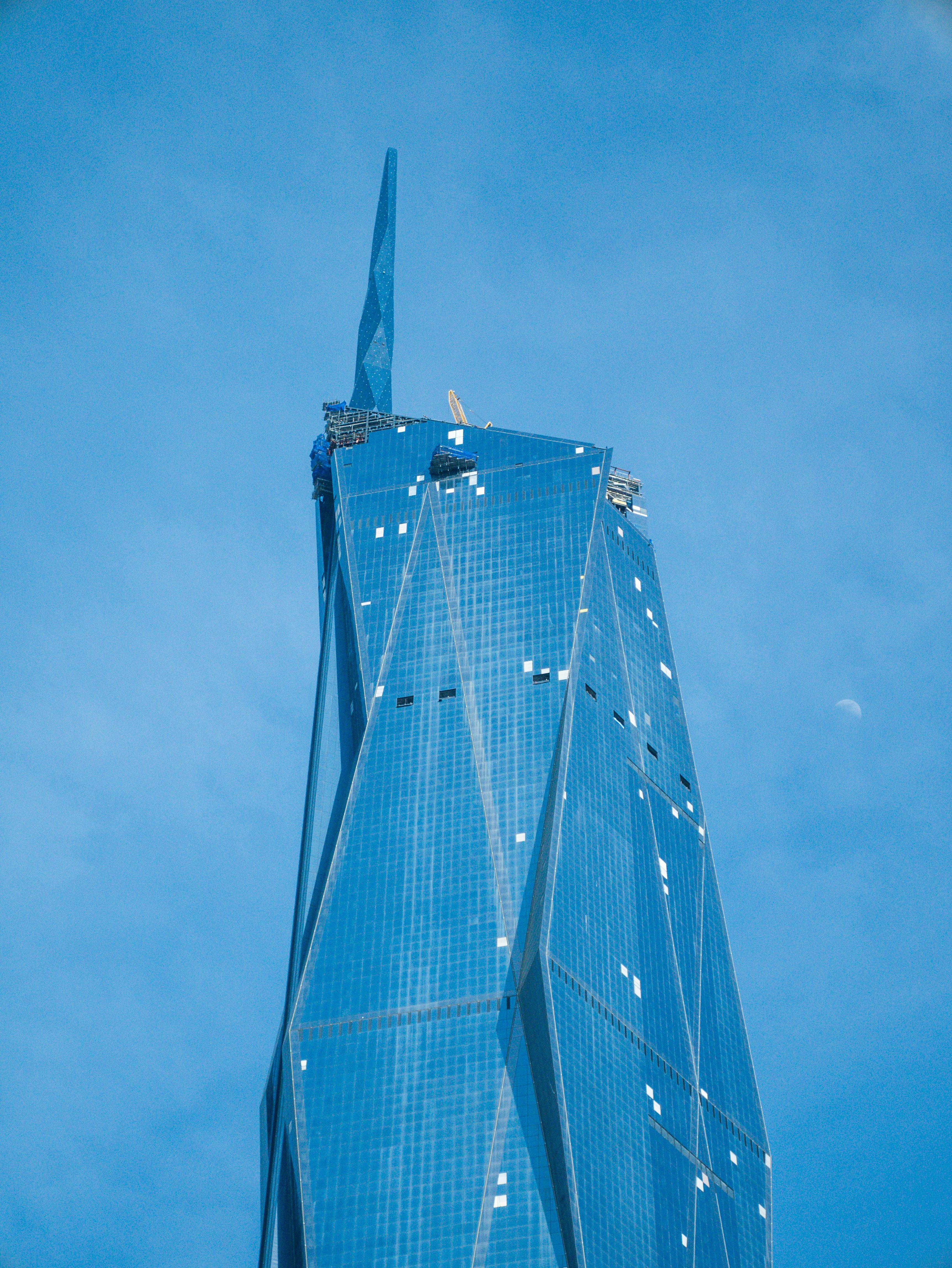 Modern Skyscraper · Free Stock Photo