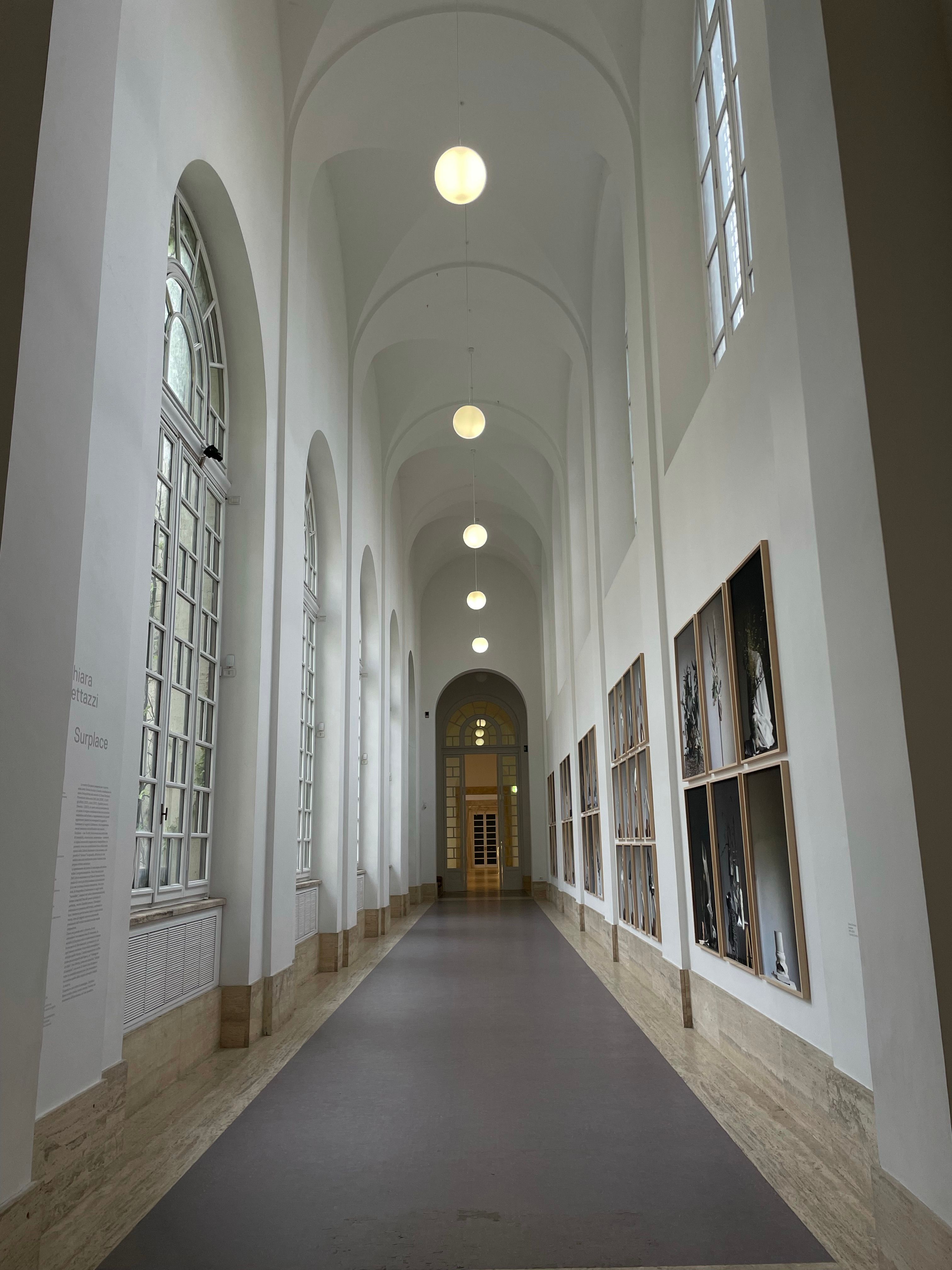 Foto de stock gratuita sobre arco, arcos, blanco, corredor, fotografías ...