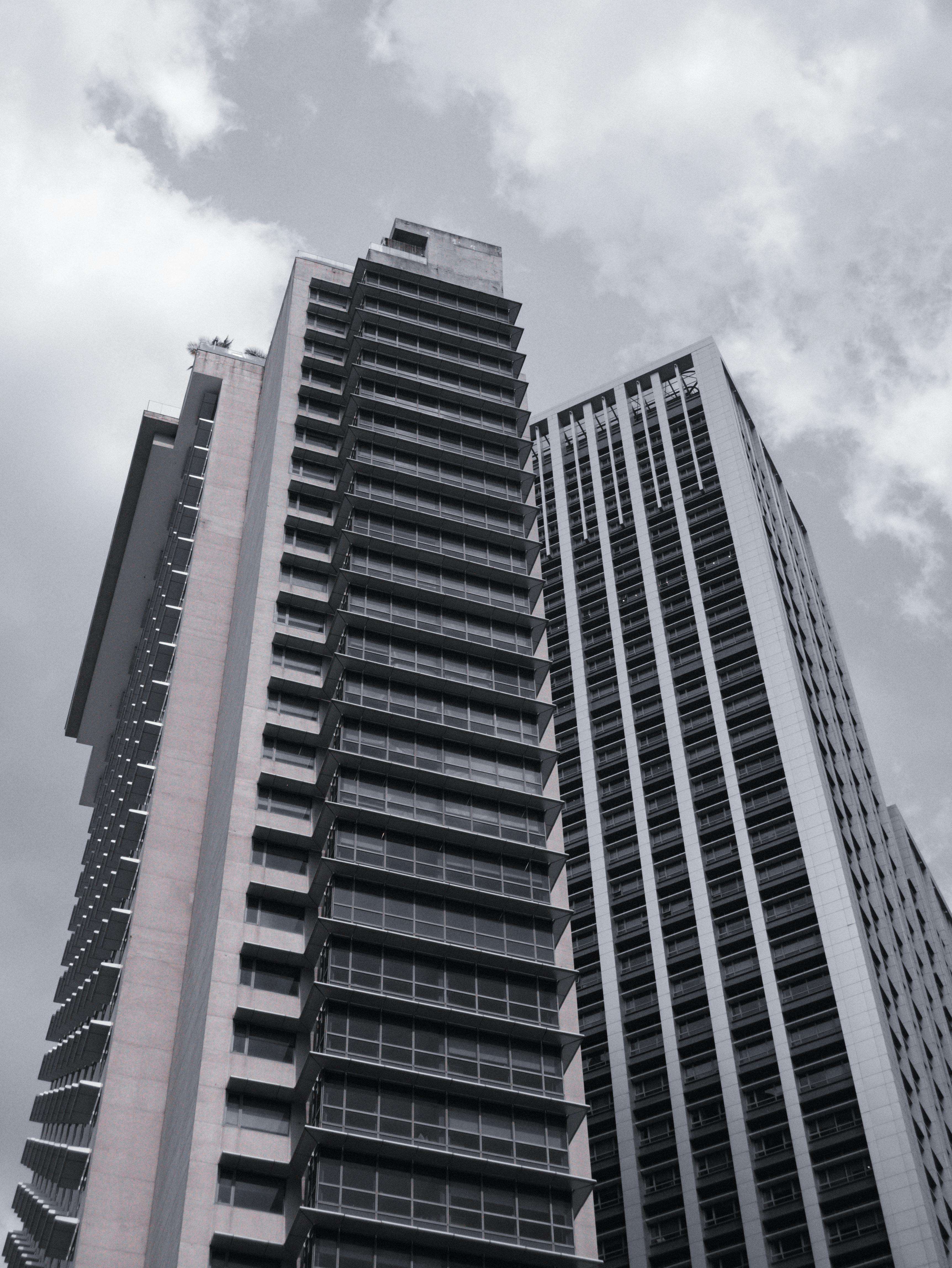 Residential Skyscraper in City · Free Stock Photo