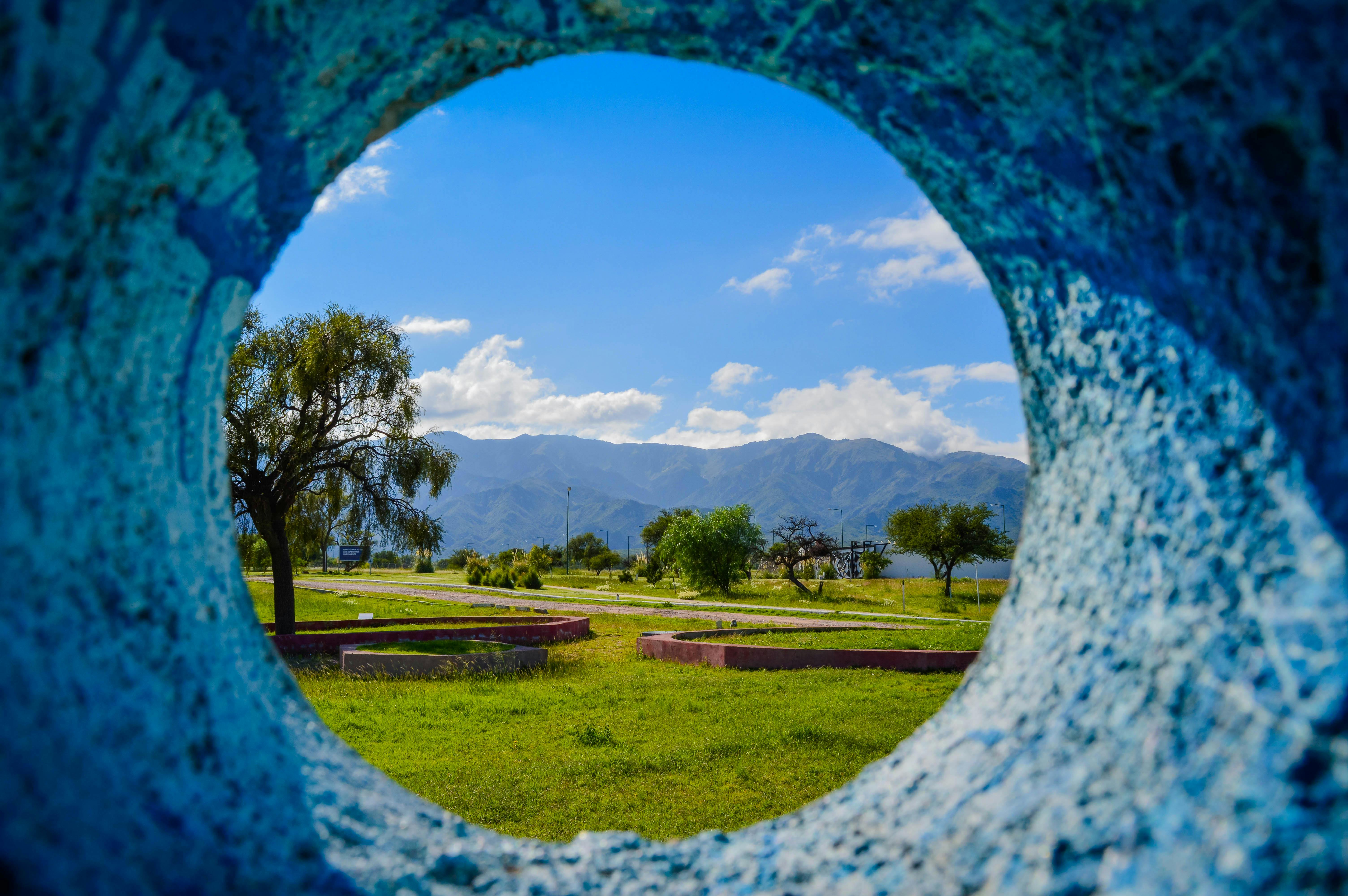 Hole Wallpaper Photos, Download The BEST Free Hole Wallpaper Stock ...