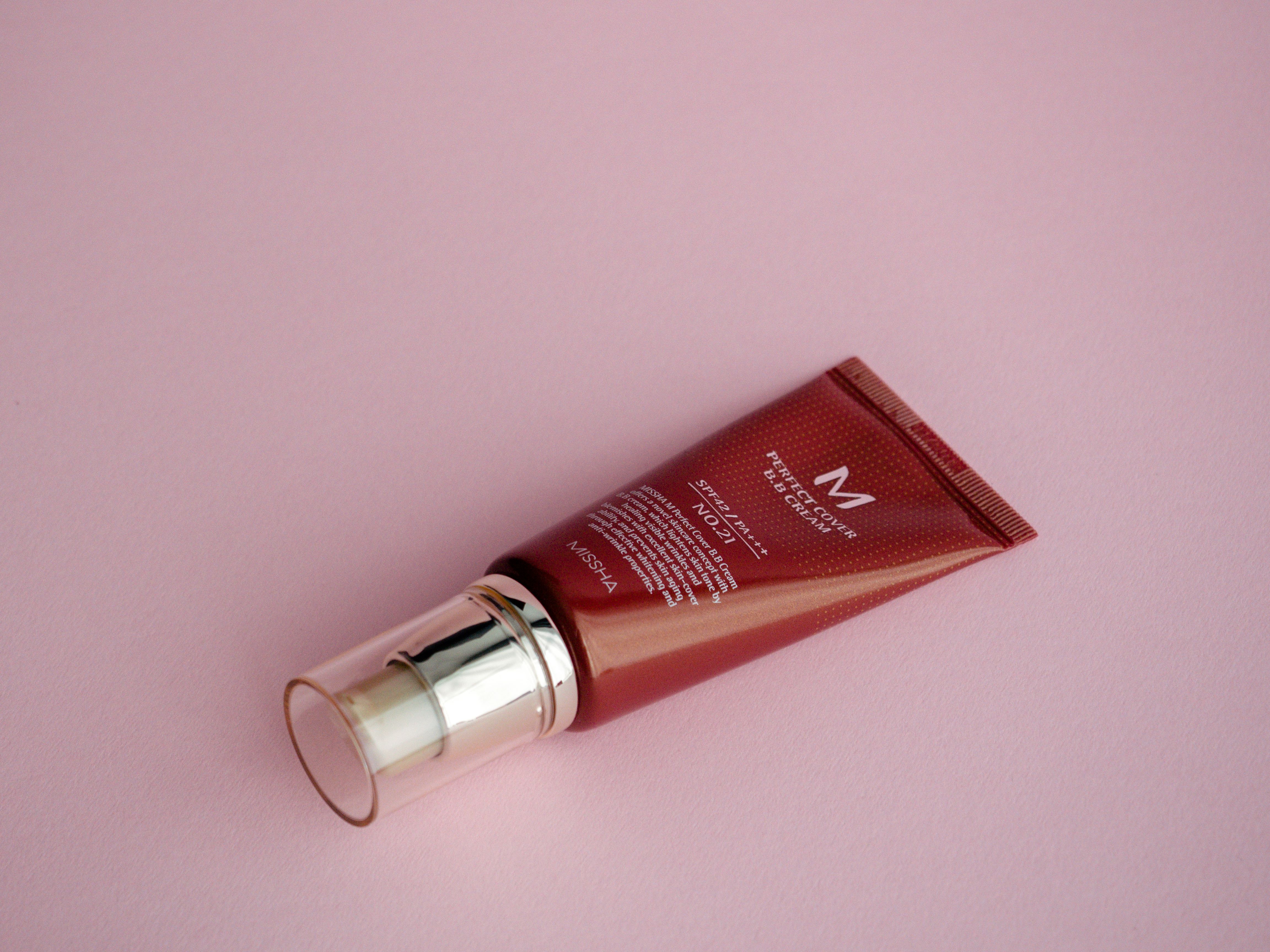 Close-Up Shot of Skin Care Products · Free Stock Photo
