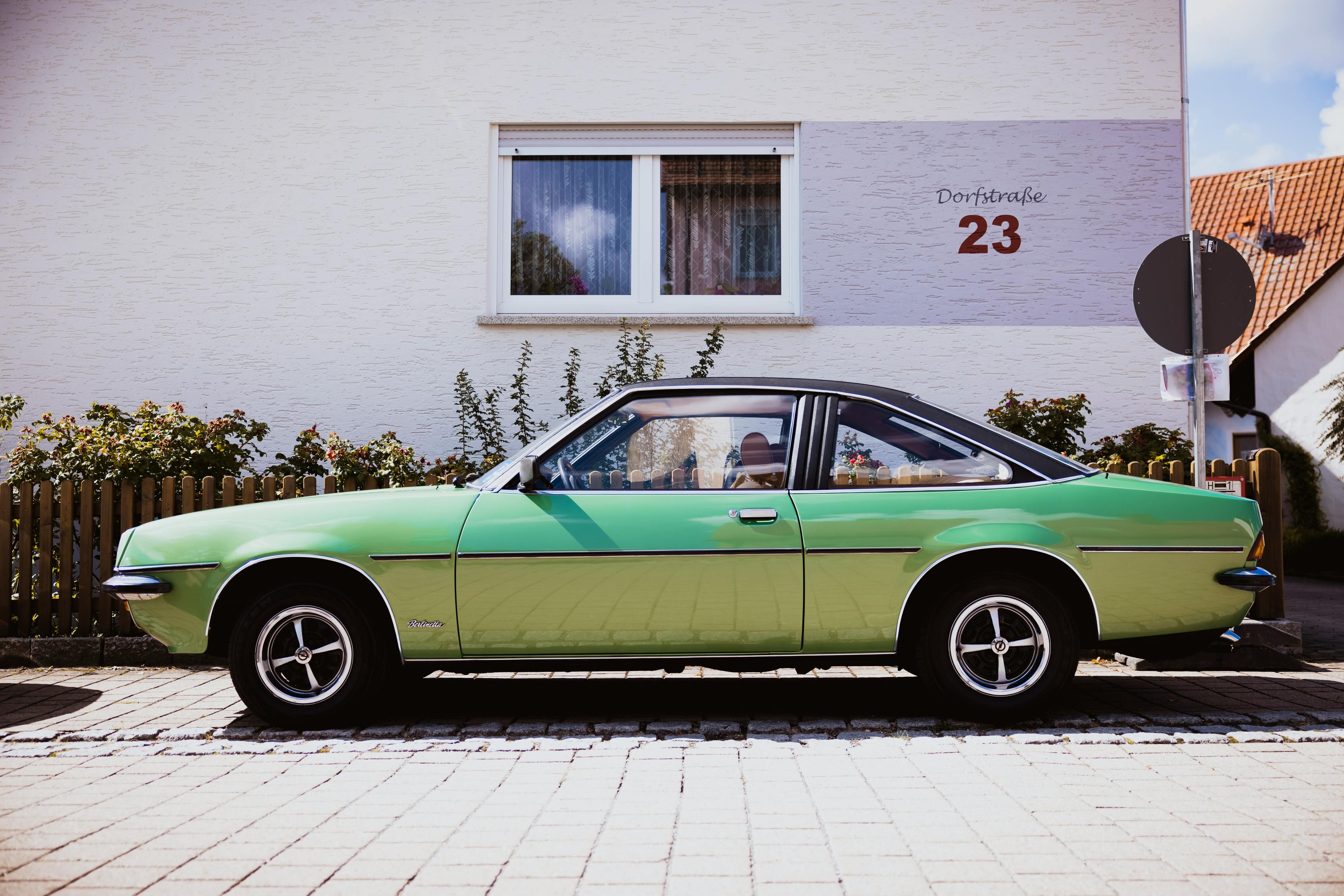 Vintage Green Opel Manta · Free Stock Photo
