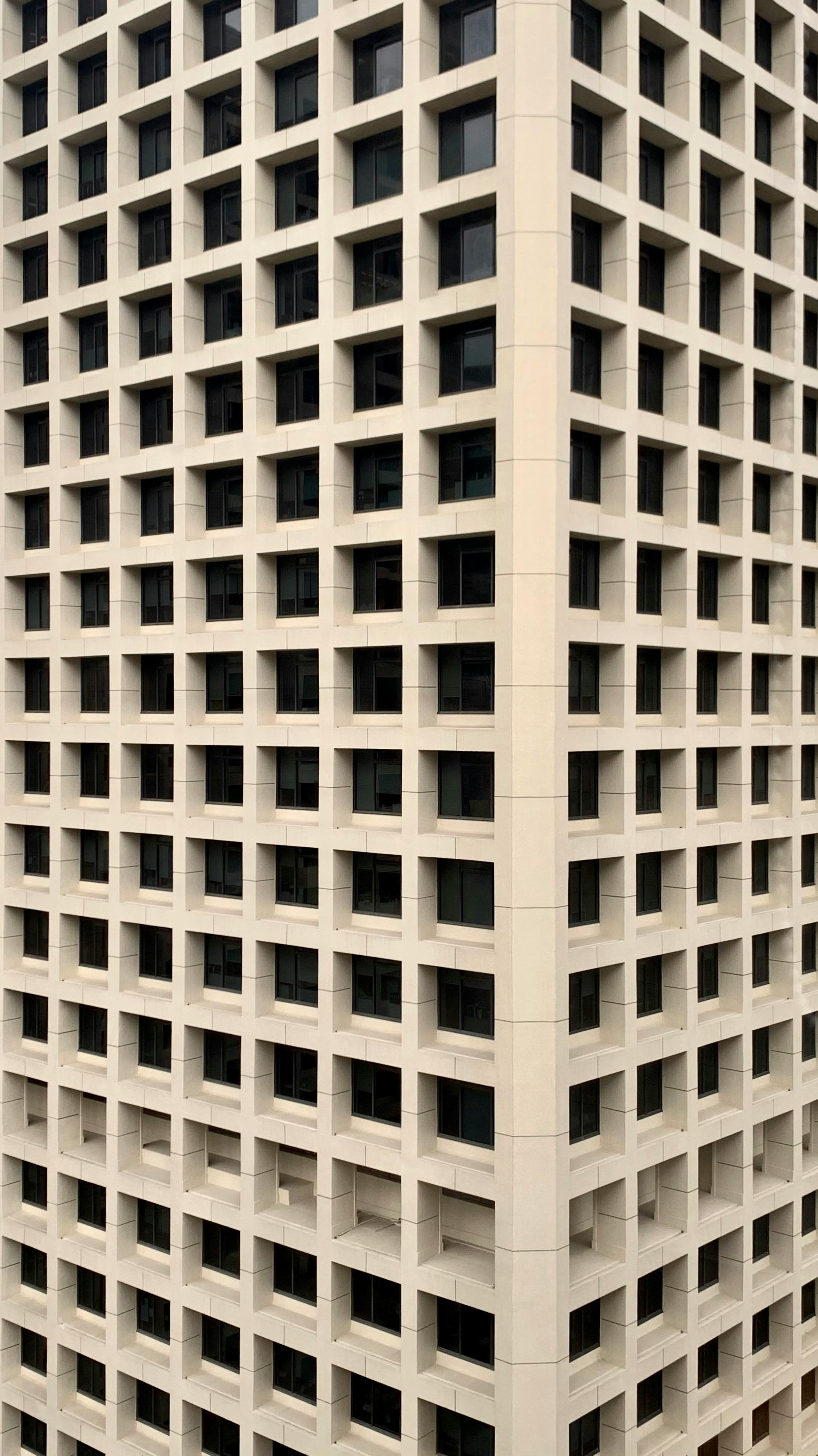 White Concrete Building · Free Stock Photo