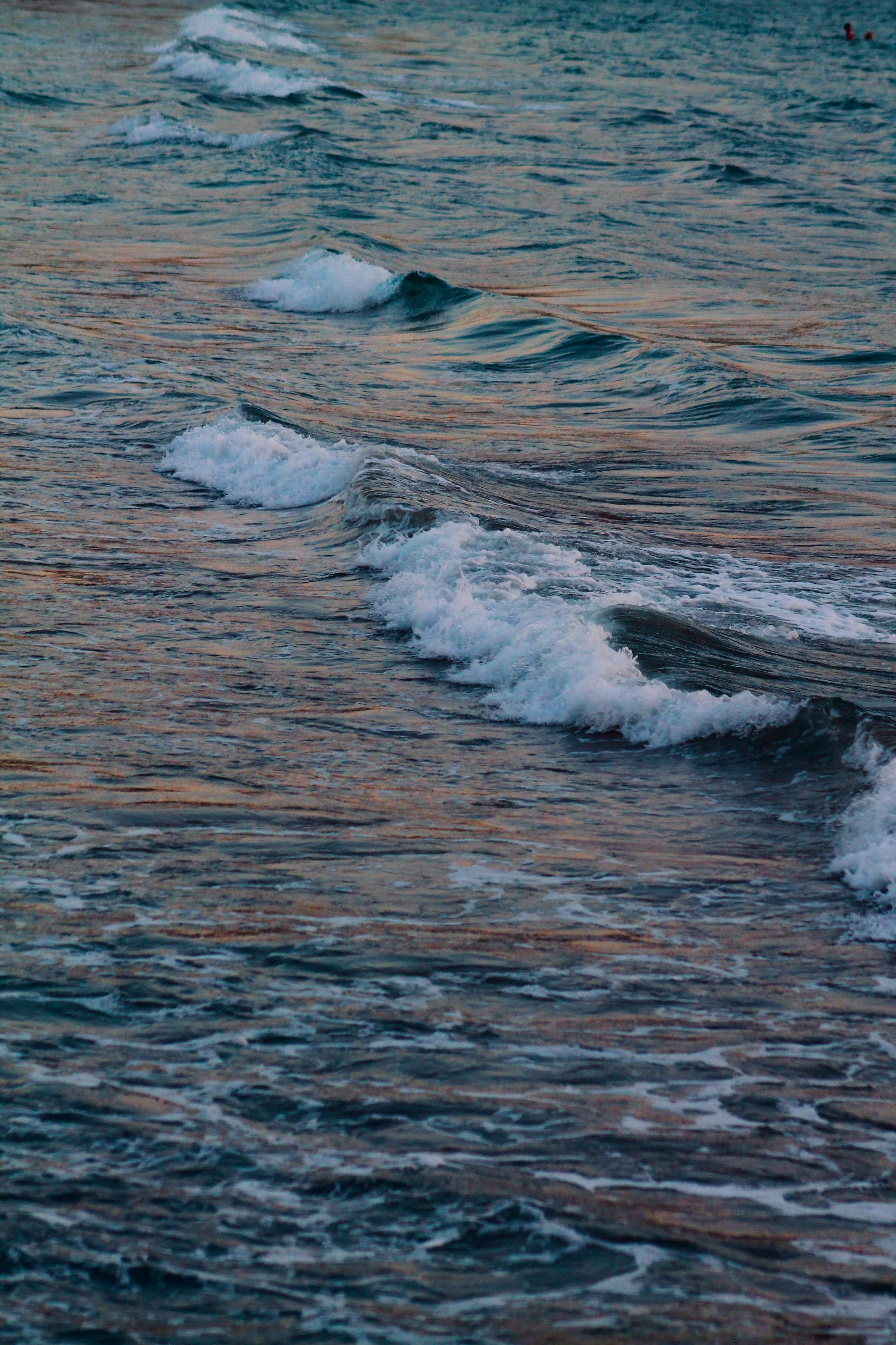 Ocean Waves · Free Stock Photo