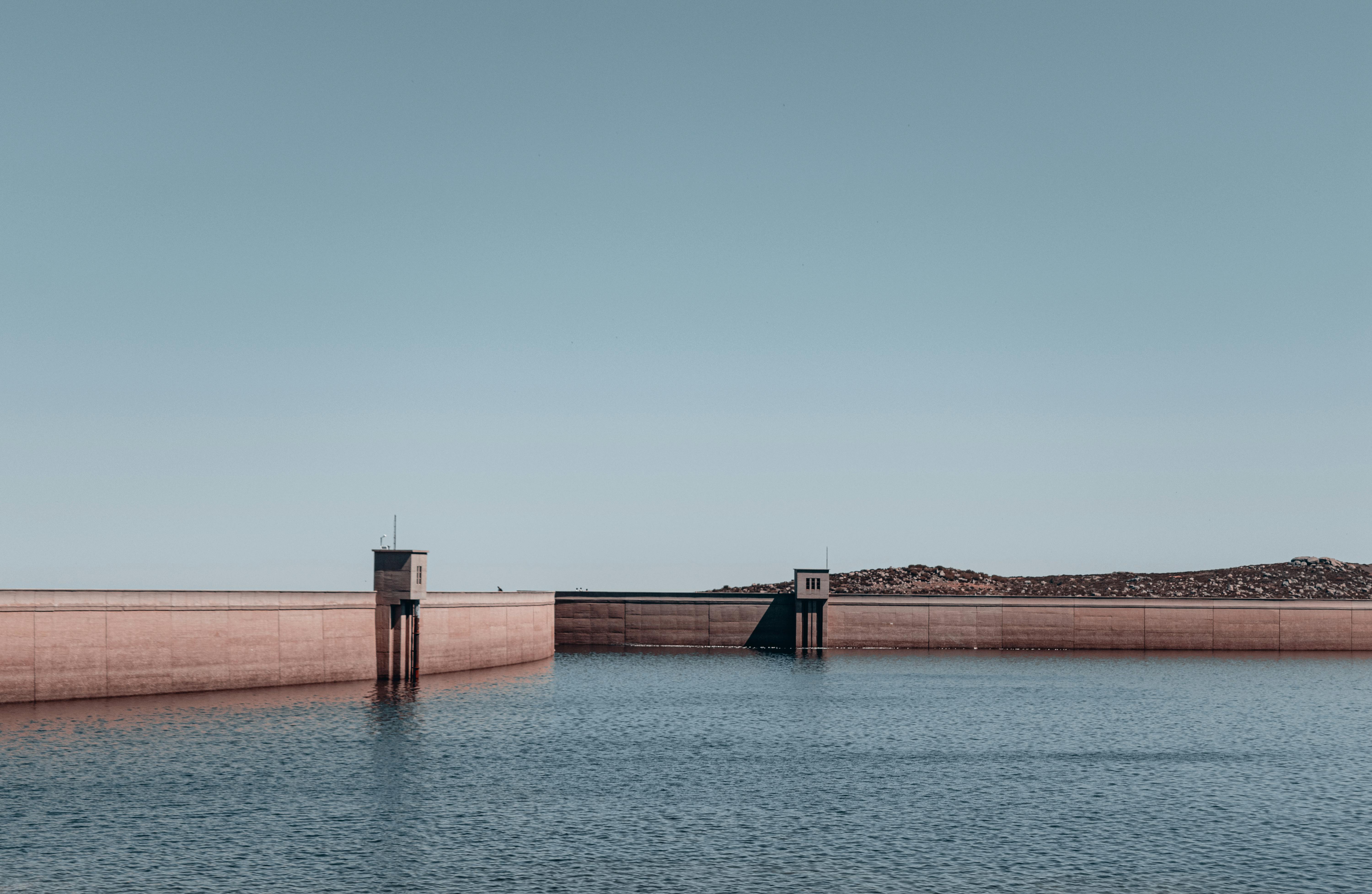Concrete Walls of Dam · Free Stock Photo
