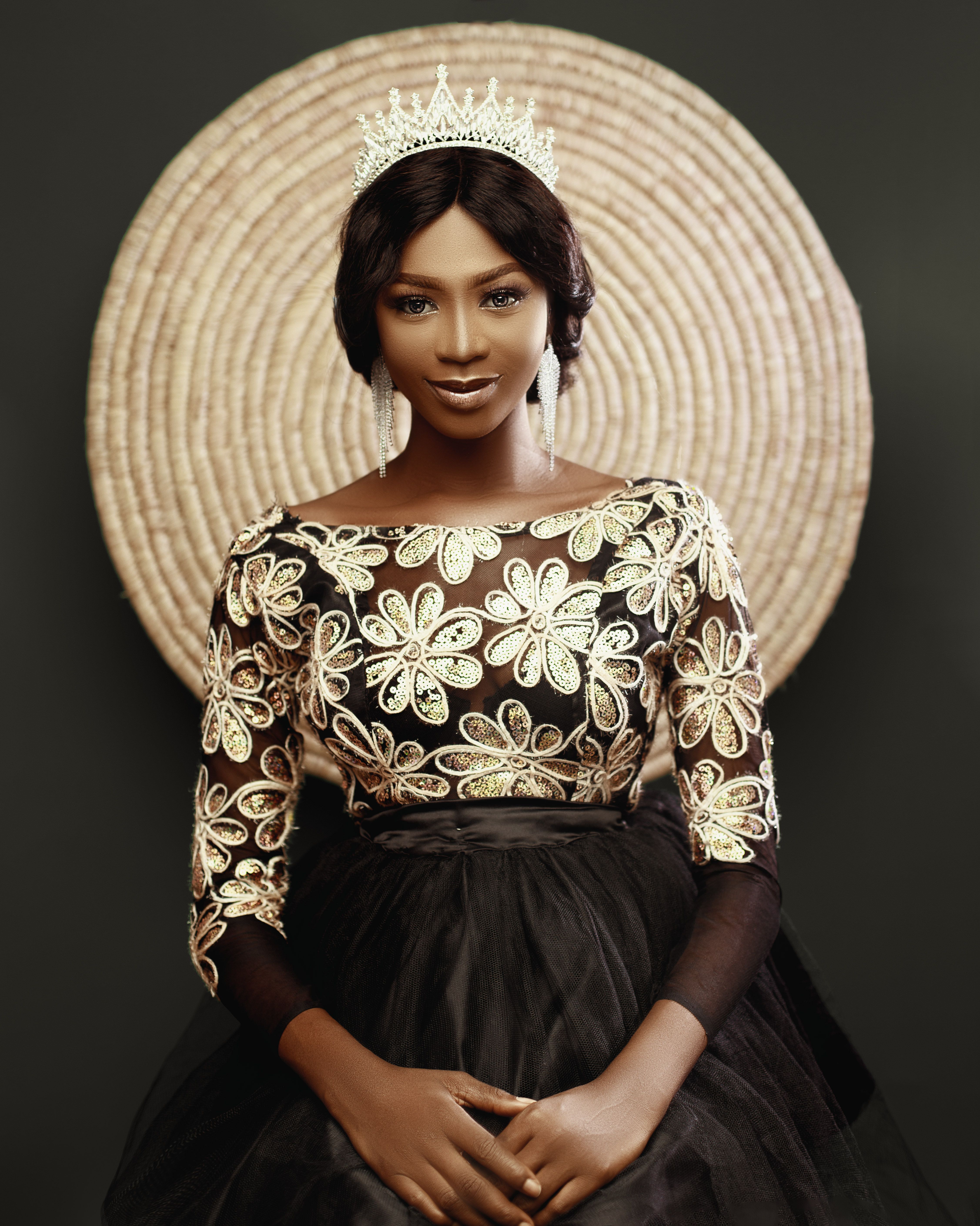 Portrait of Woman in Crown and Dress · Free Stock Photo
