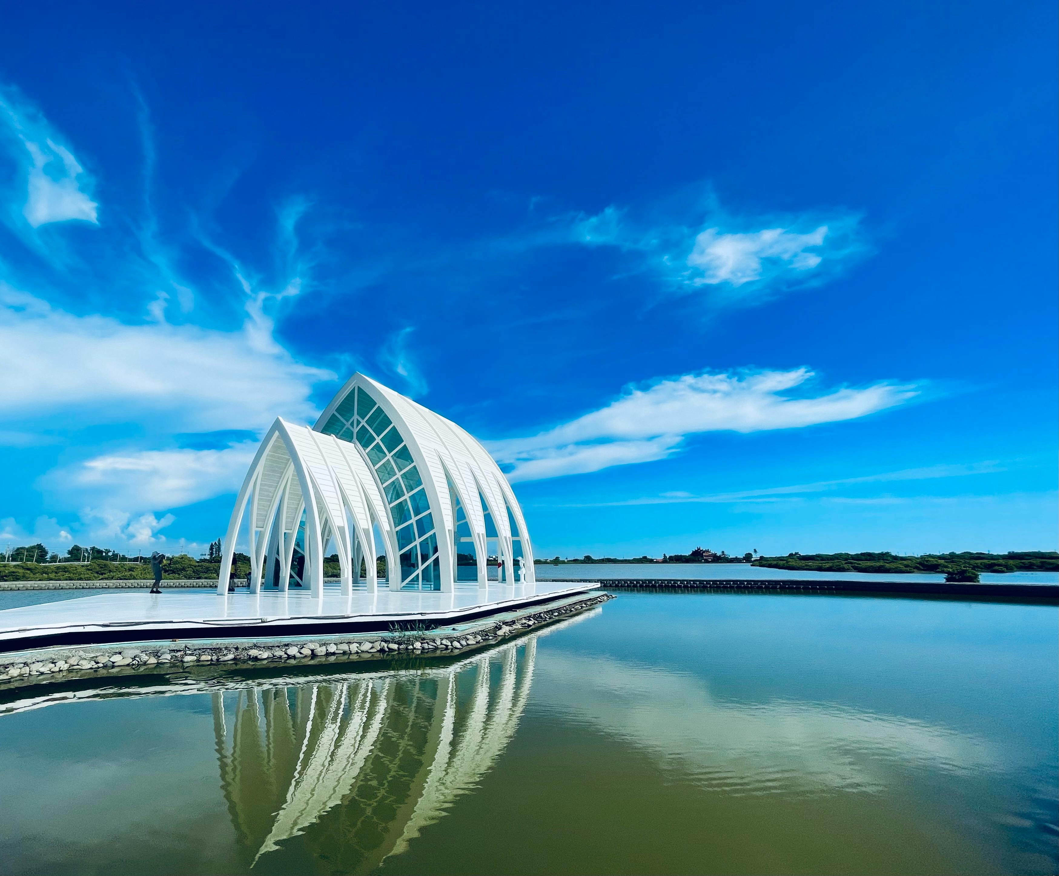 Gray High-rise Dome · Free Stock Photo