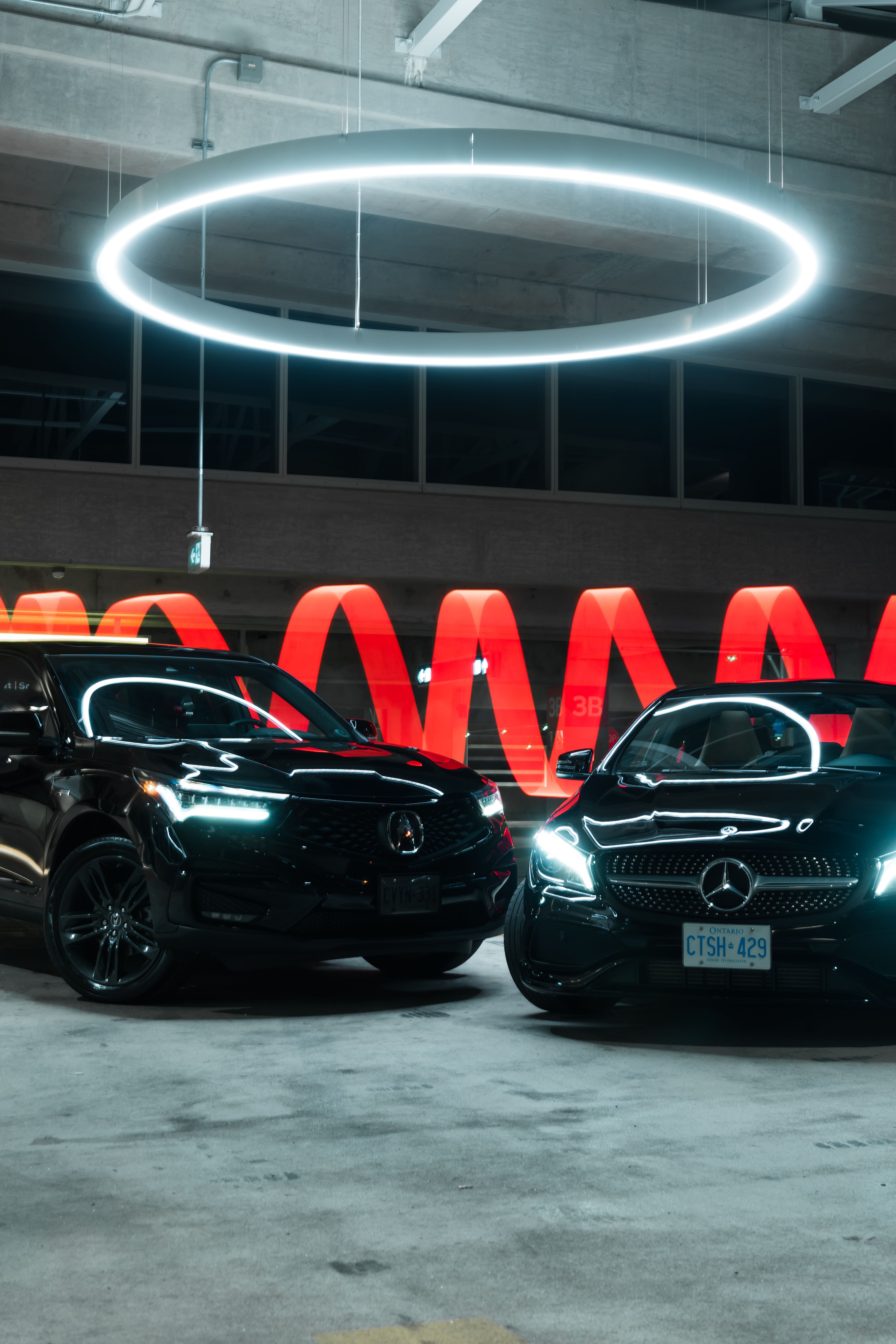 Black Cars Parked beside each other · Free Stock Photo