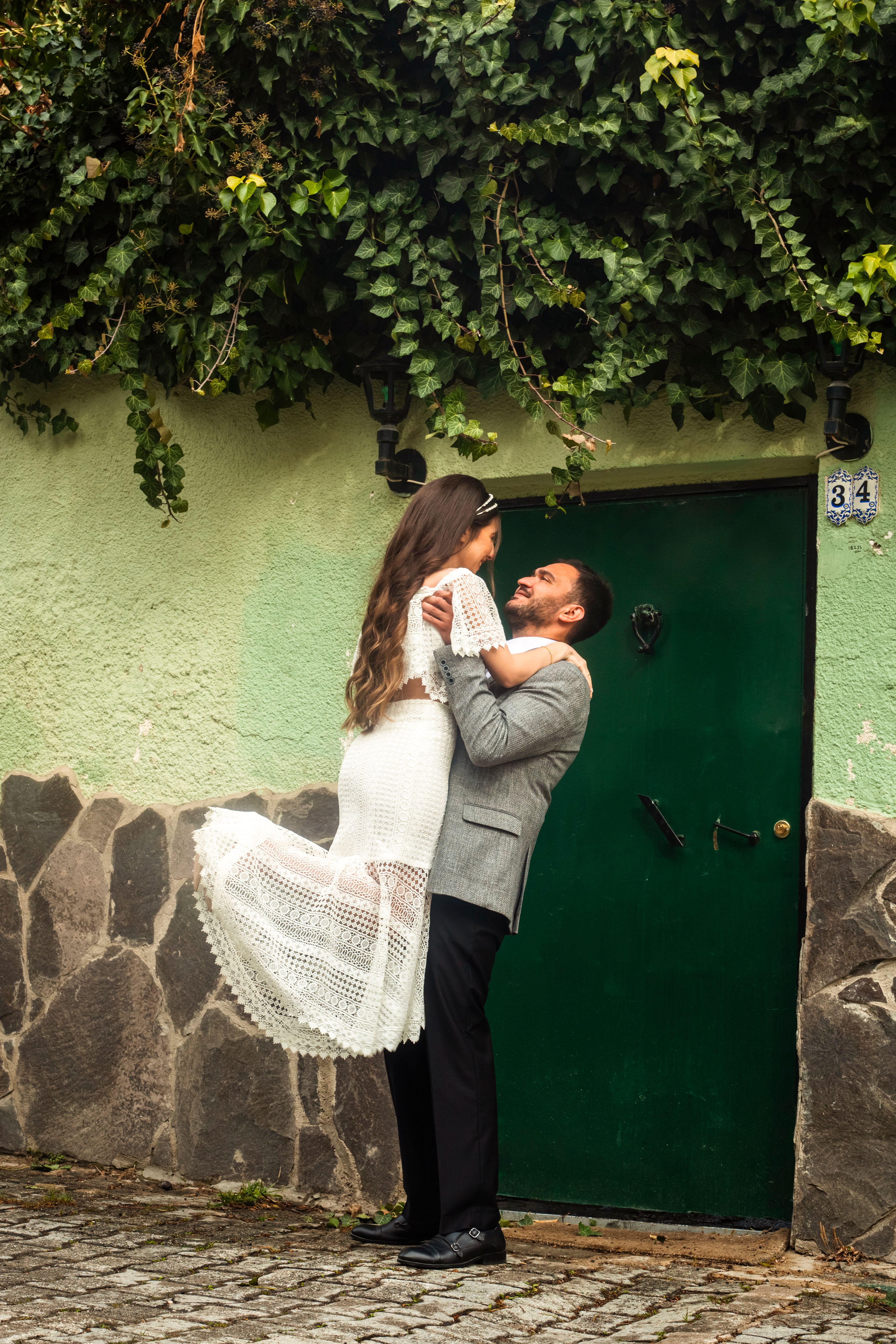 Man Carrying the Long Haired Woman · Free Stock Photo