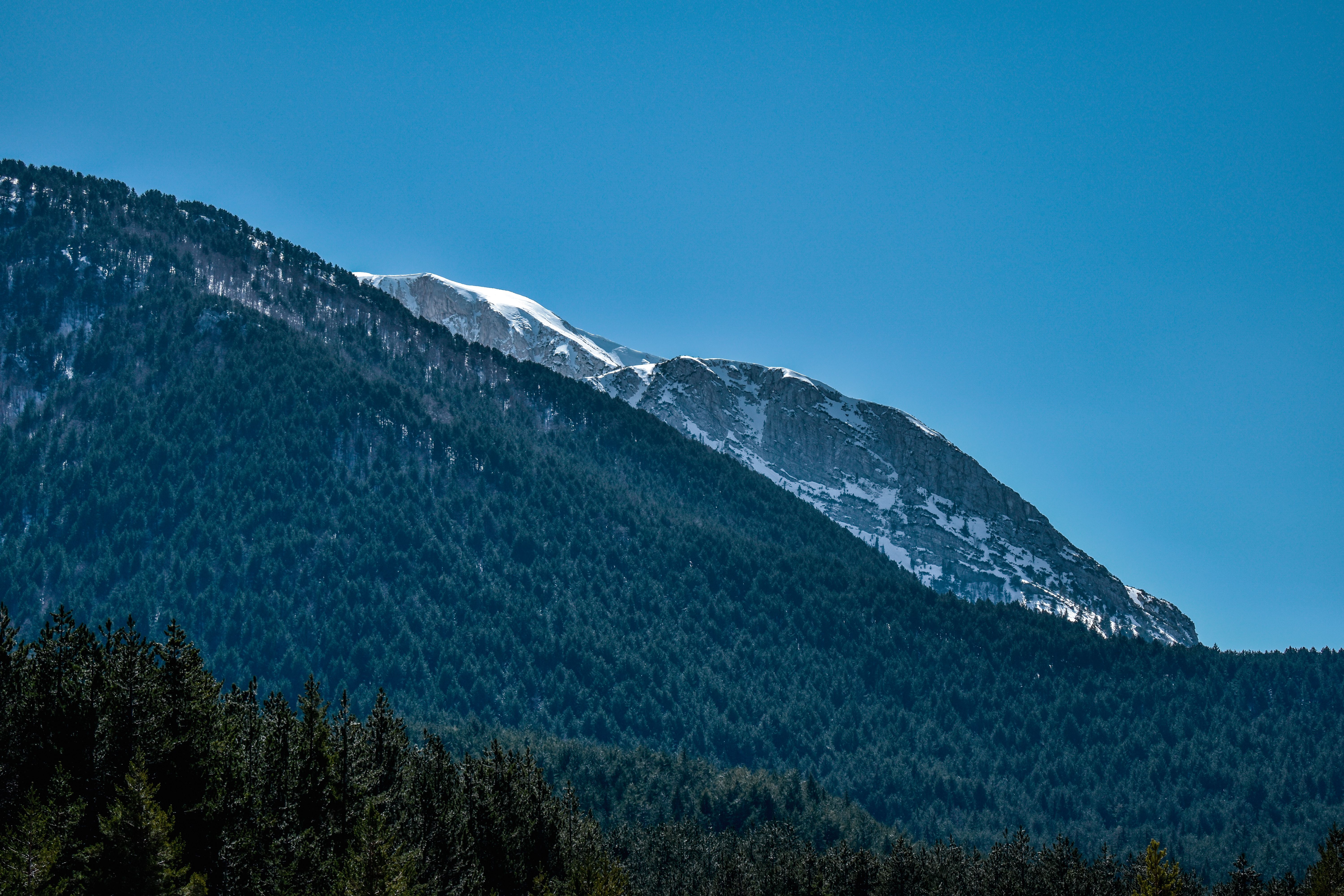 Low-Angle Shot of a Mountain · Free Stock Photo
