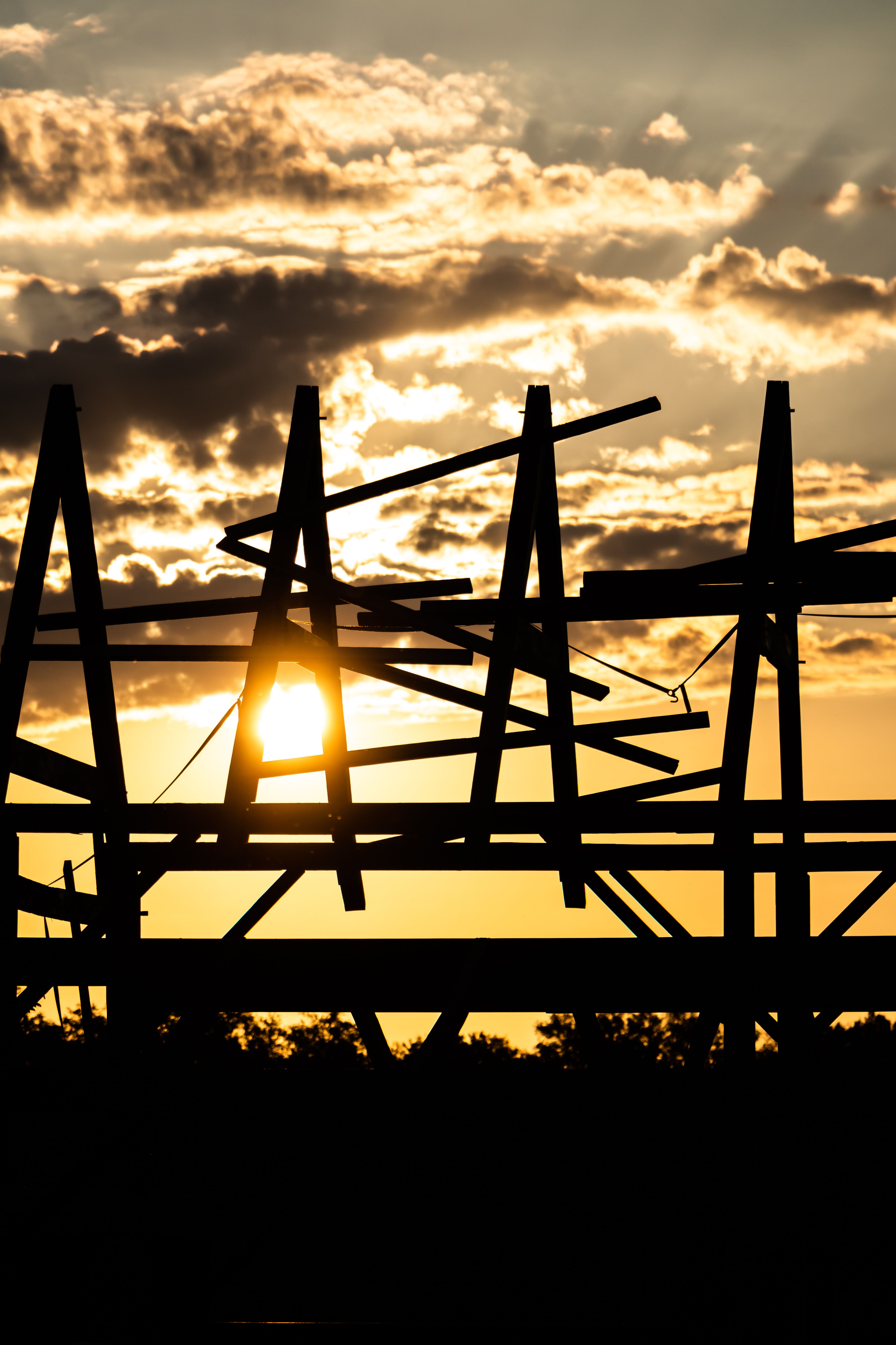 Silhouette of a Structure at Sunset · Free Stock Photo