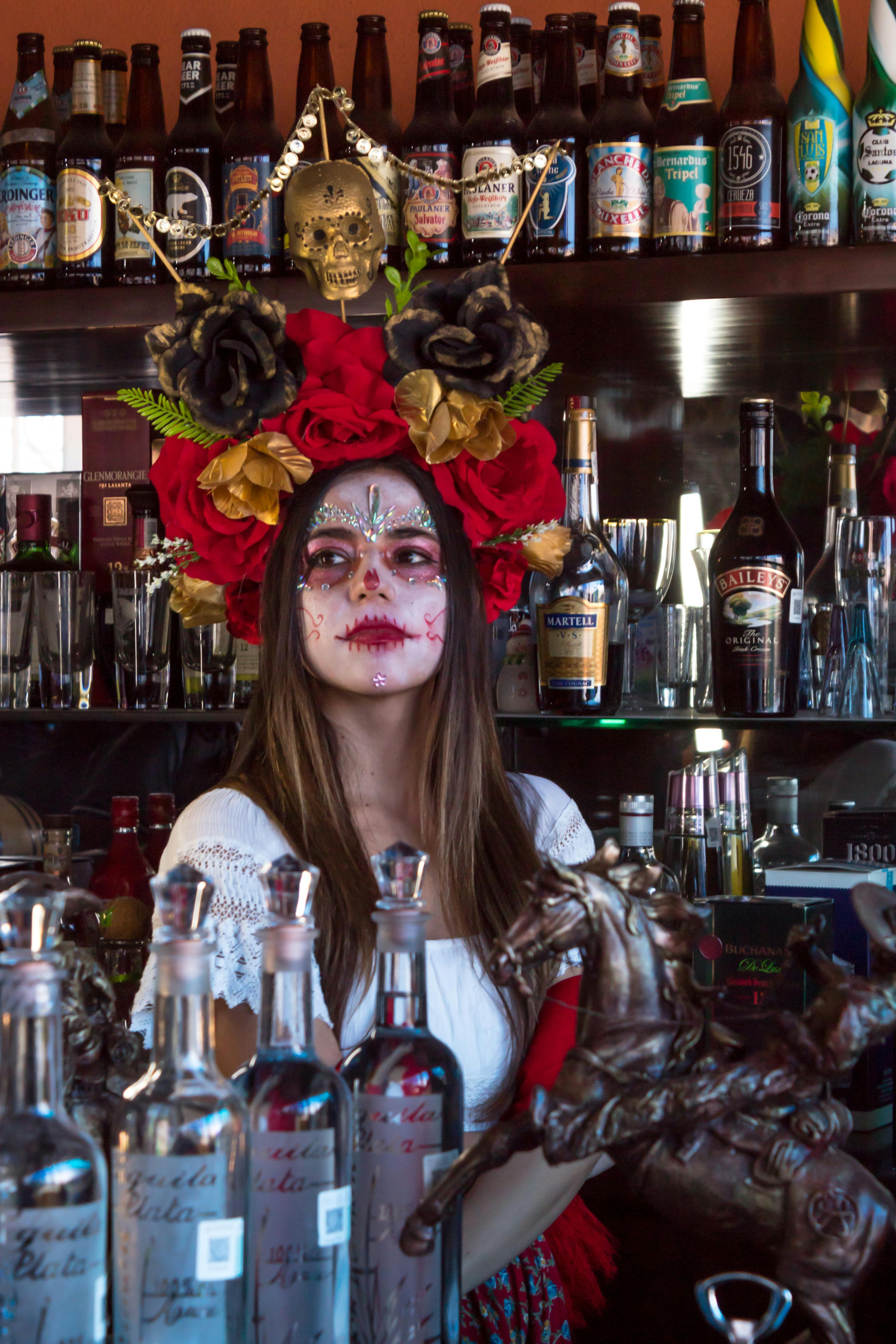 Bartender Makeup | Saubhaya Makeup