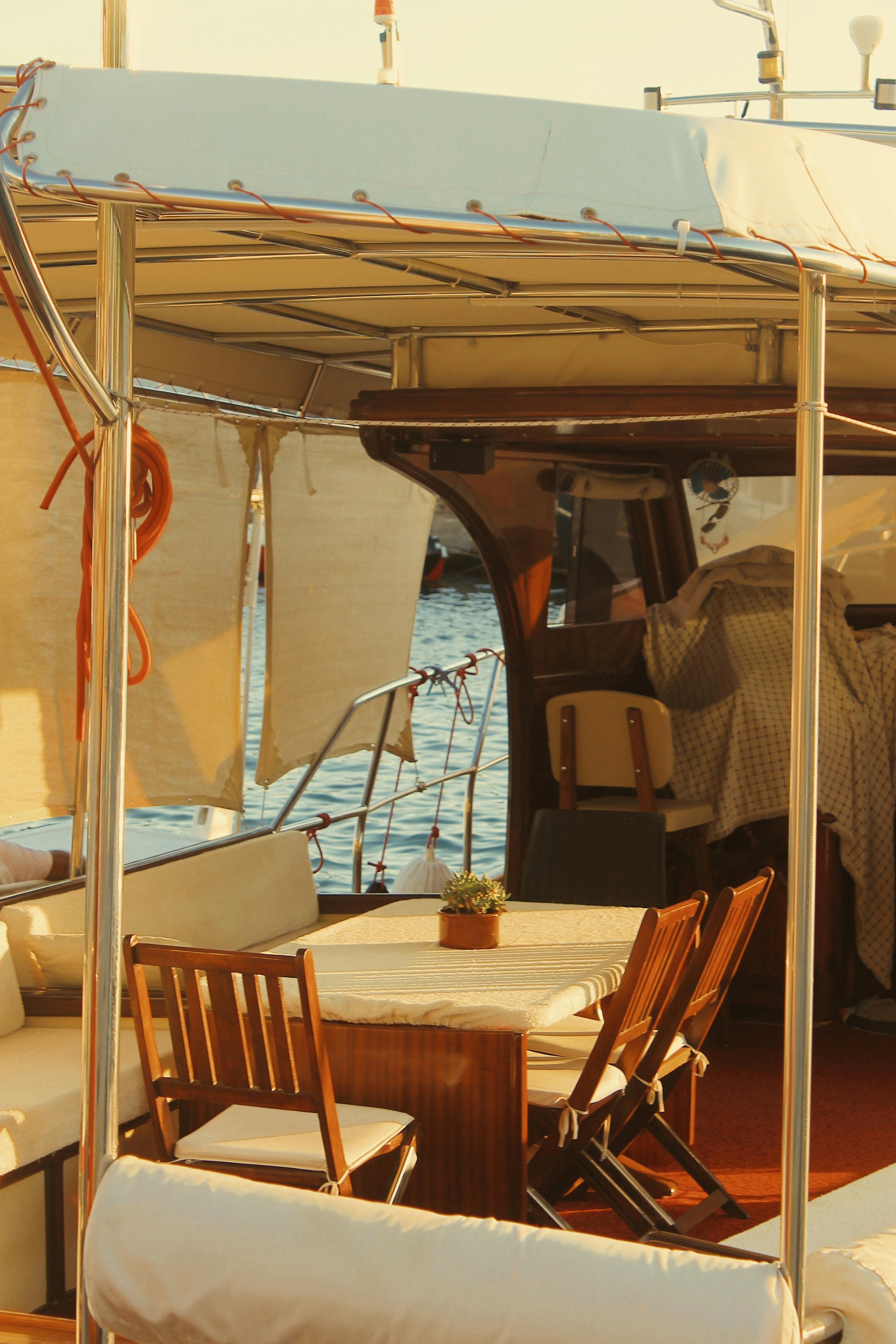 Boat in a Sea · Free Stock Photo