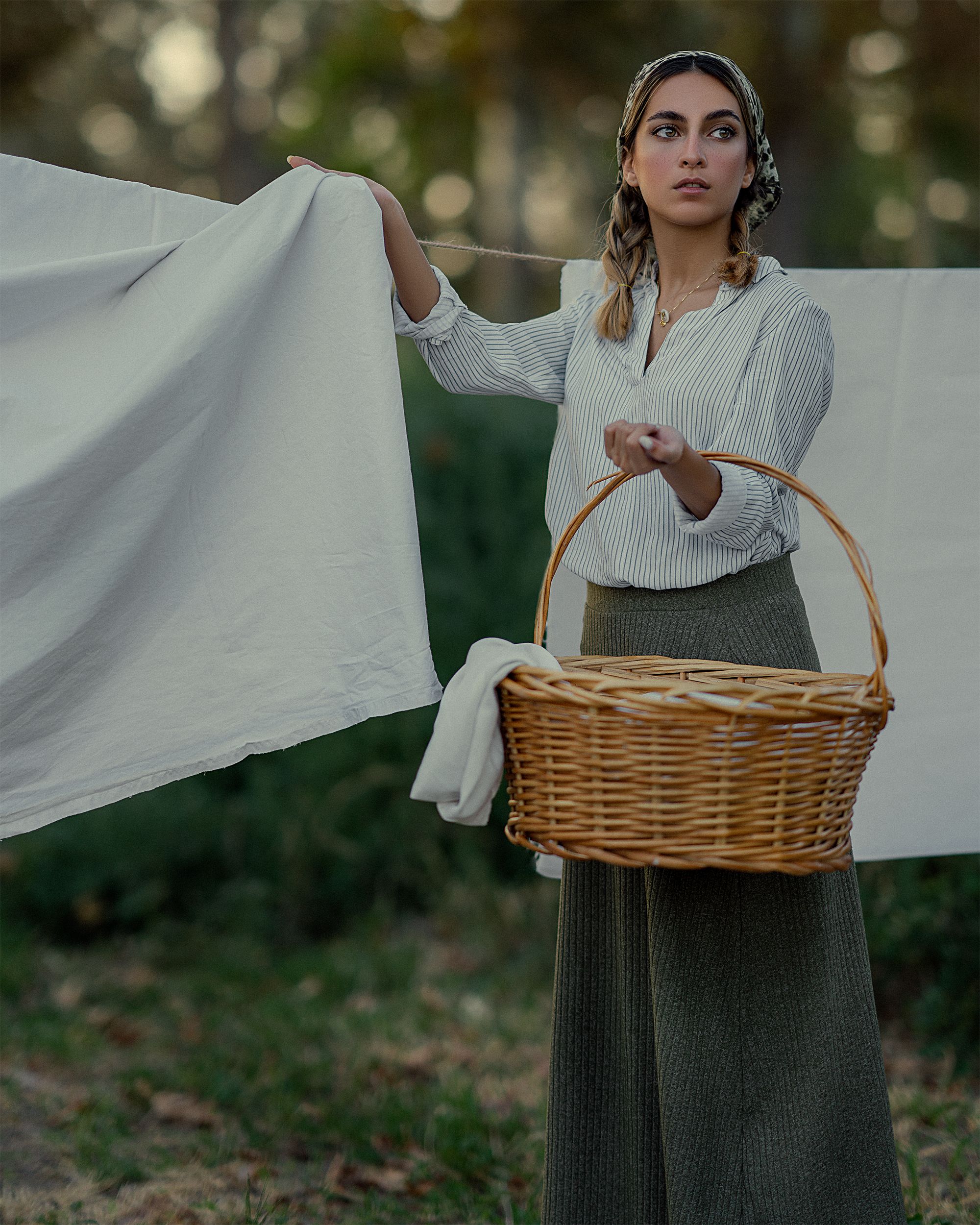 Sheets On Clothesline Photos, Download Free Sheets On Clothesline Stock ...