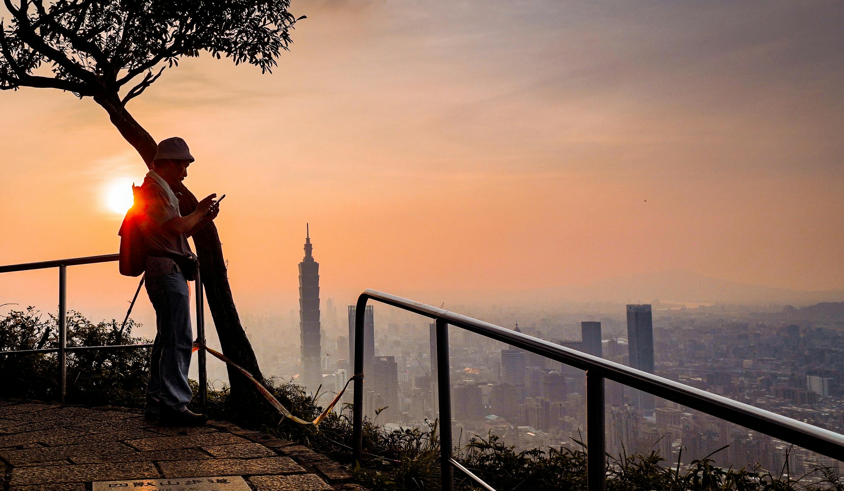 city 11 Photos & Videos Collected by Jimmy Liao