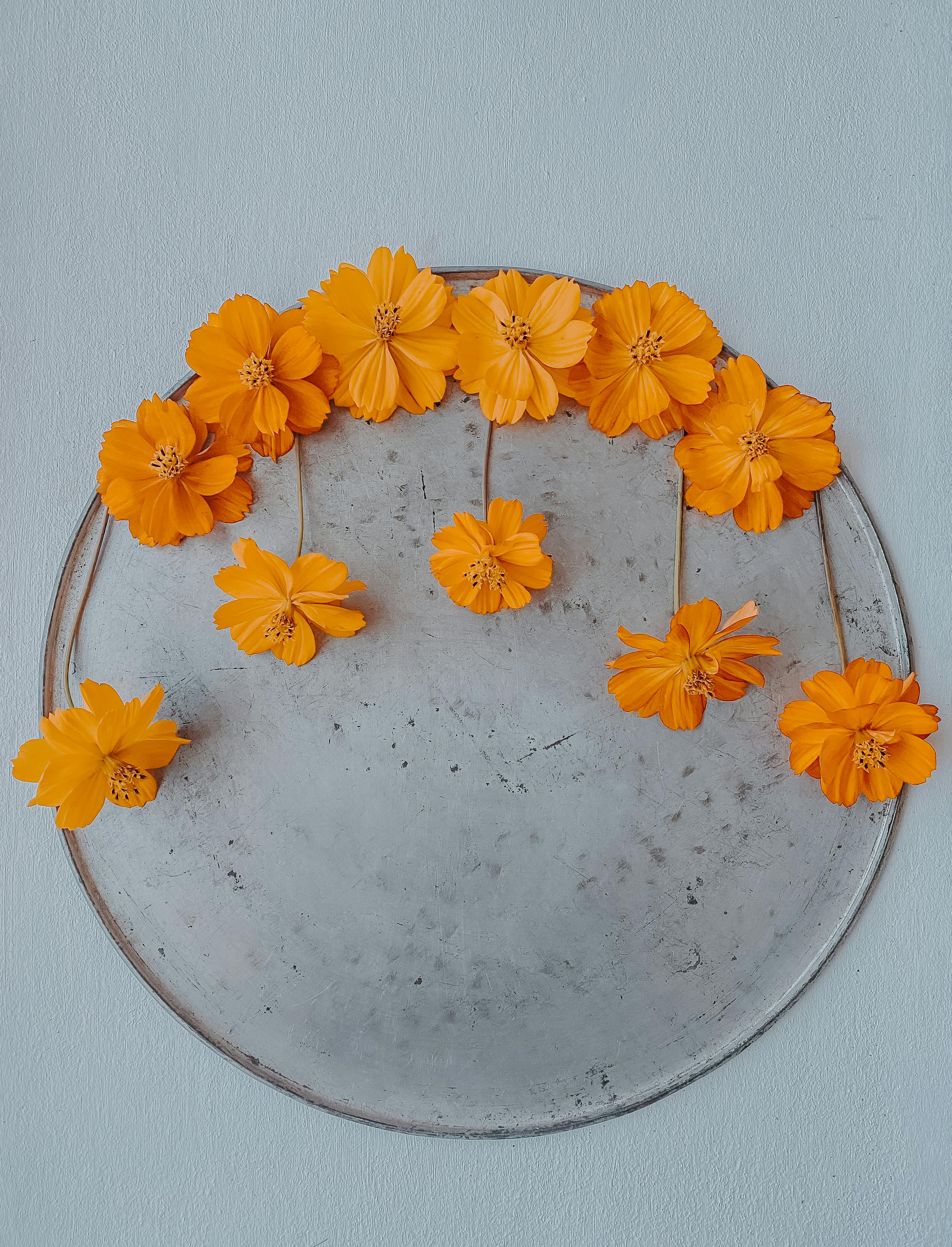 Round Decoration with Orange Flowers · Free Stock Photo