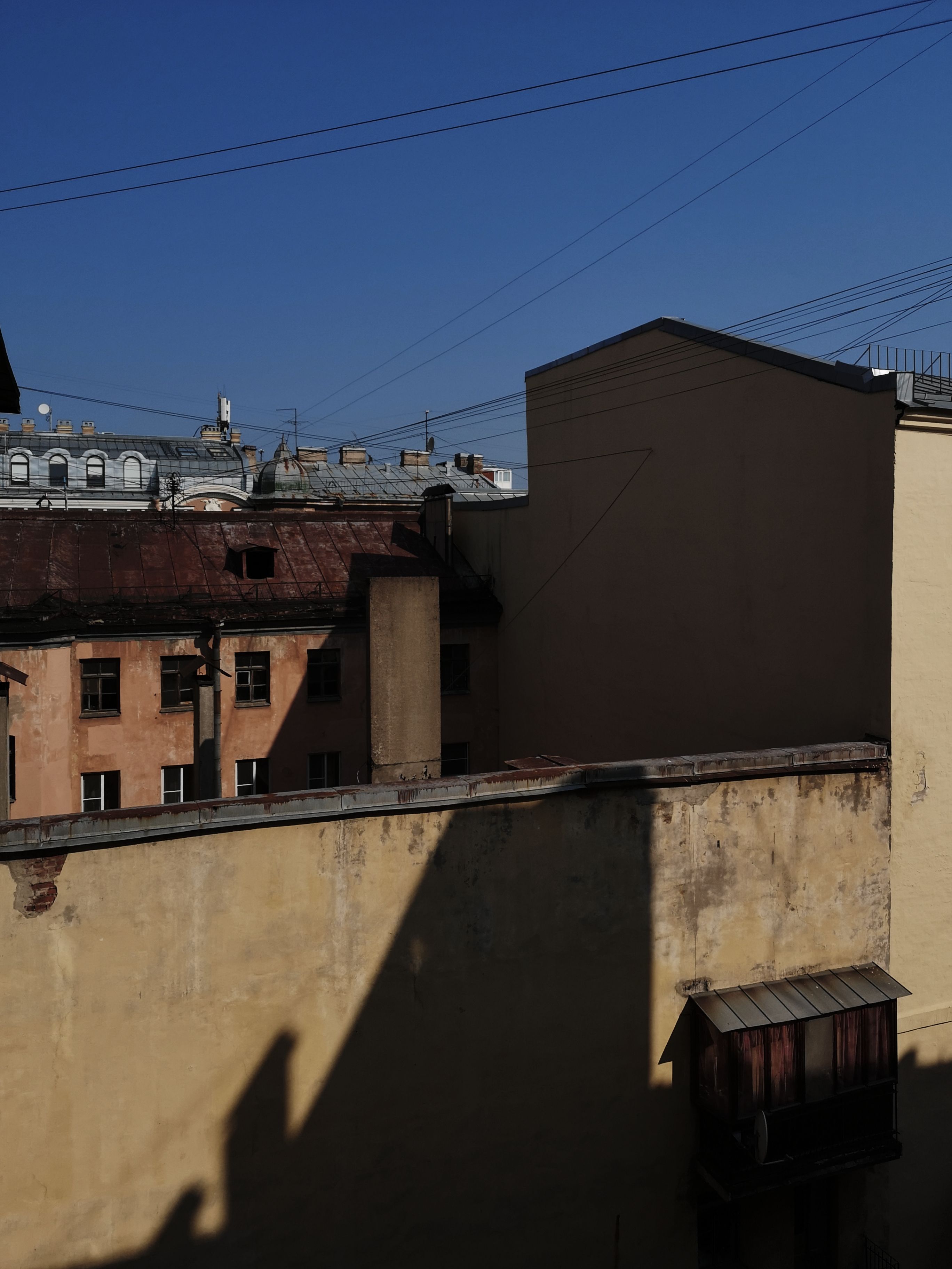 Urban Architecture on Slope · Free Stock Photo