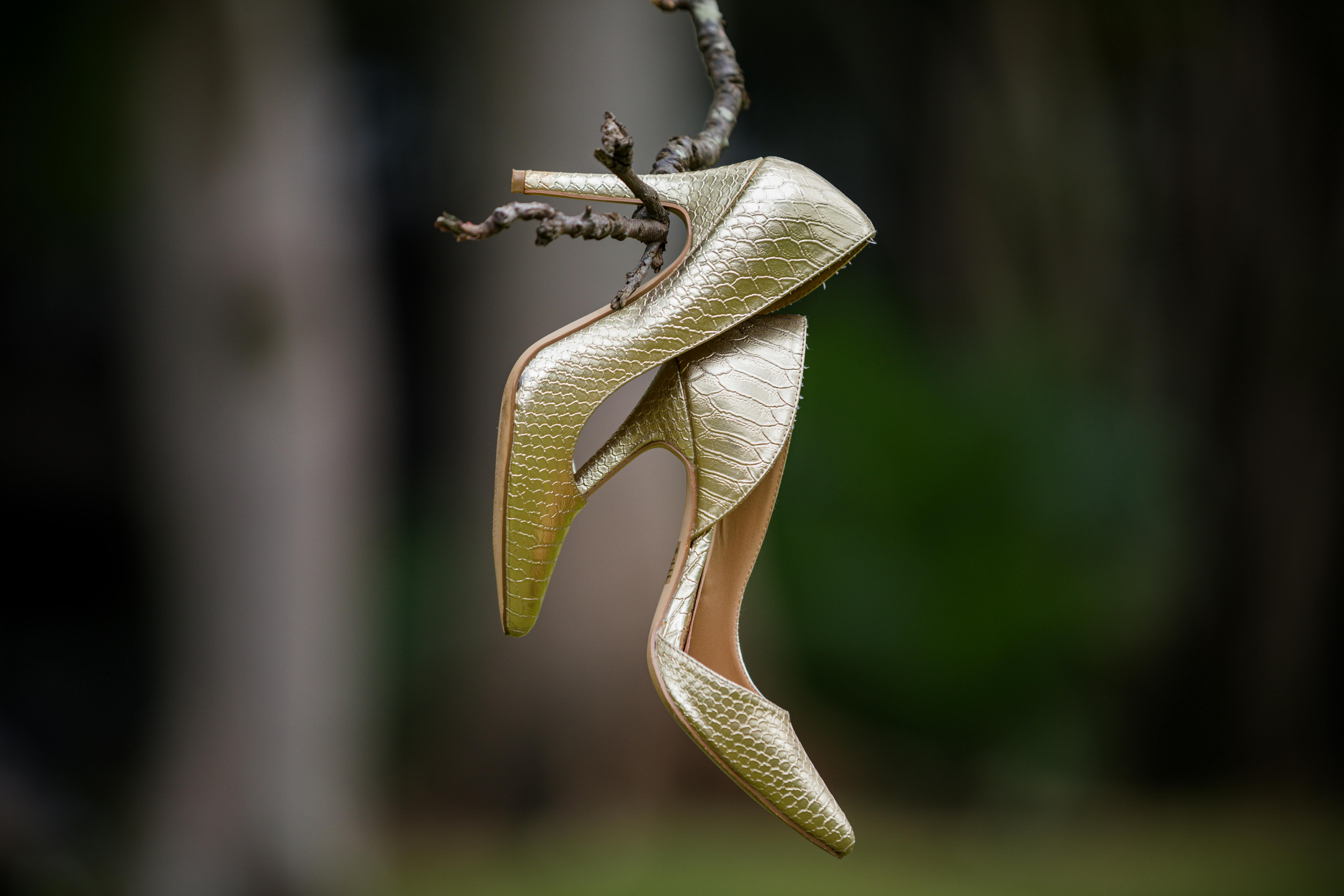 Hand Putting Evidence Number on Pavement on Crime Scene · Free Stock Photo
