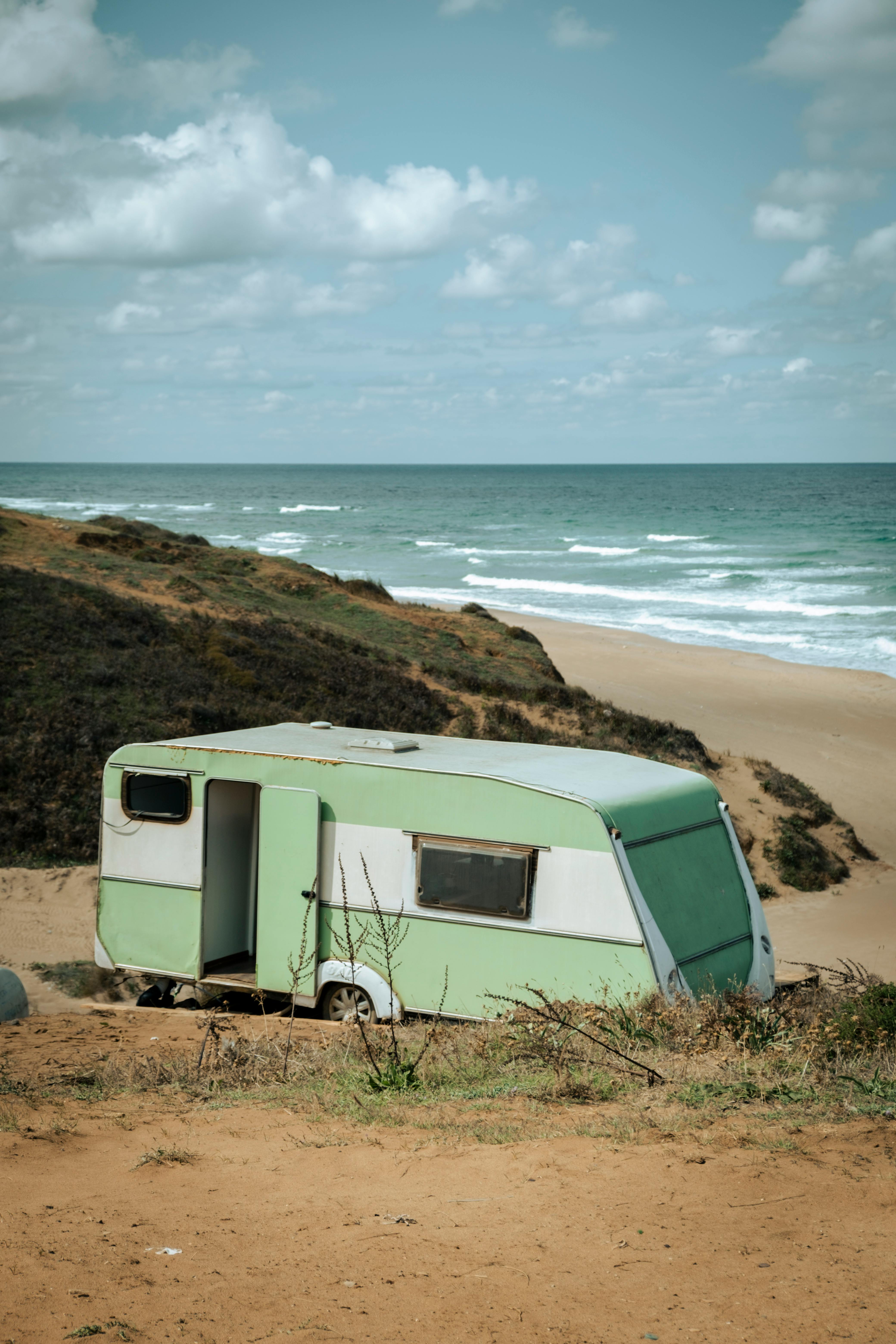 Camper on Beach · Free Stock Photo