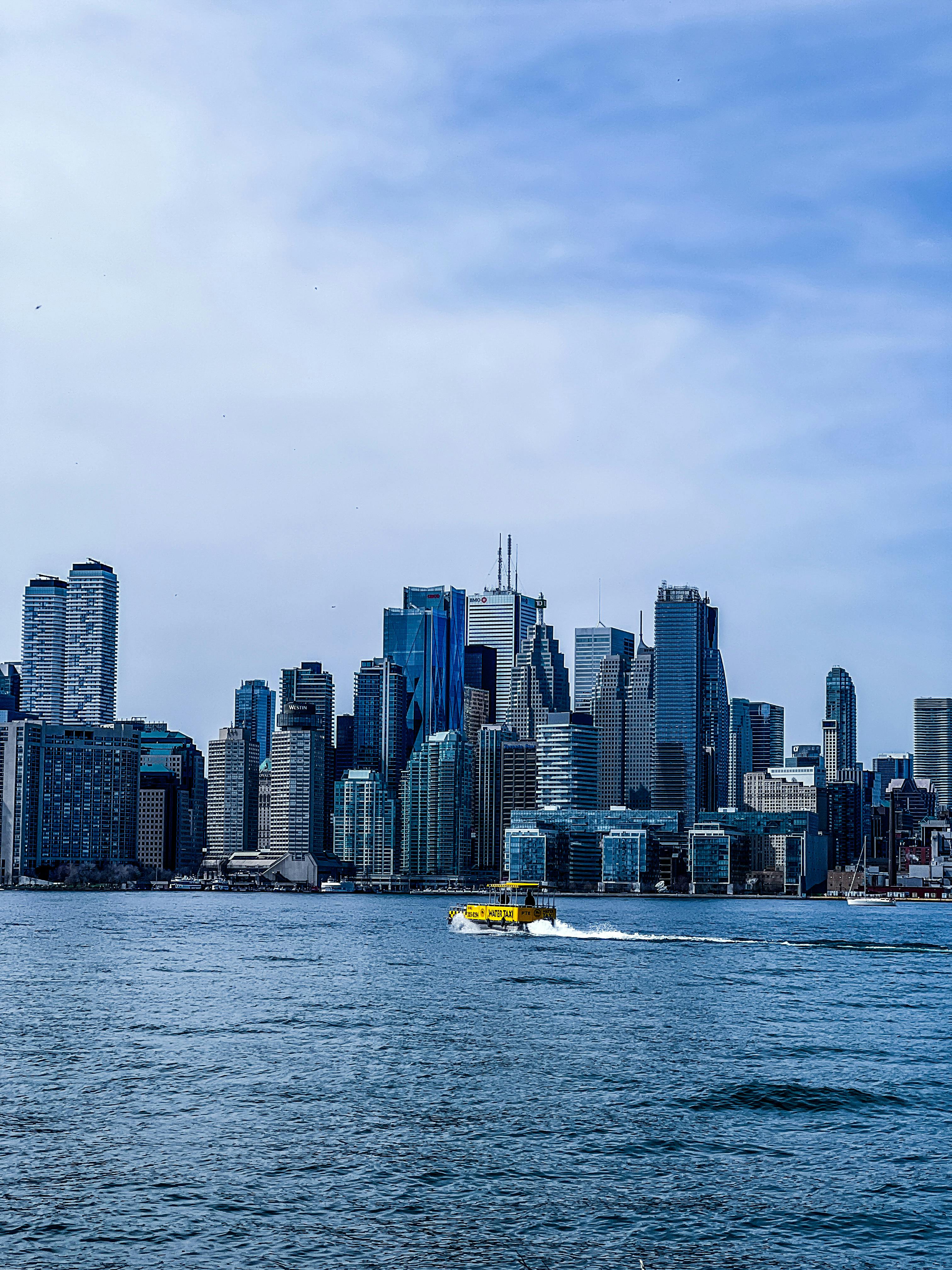 Toronto cityscape · Free Stock Photo
