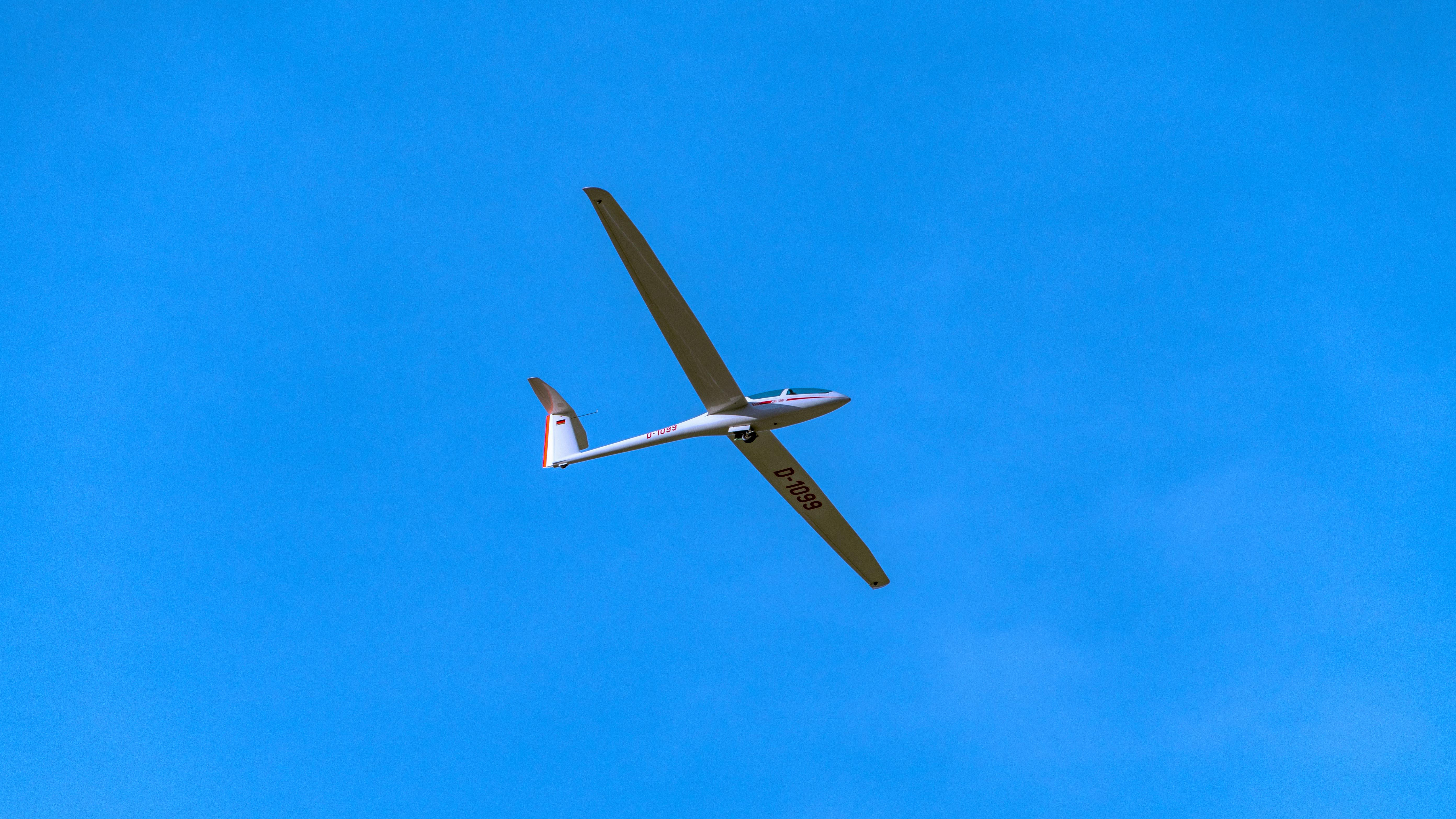 Photo of a Glider · Free Stock Photo