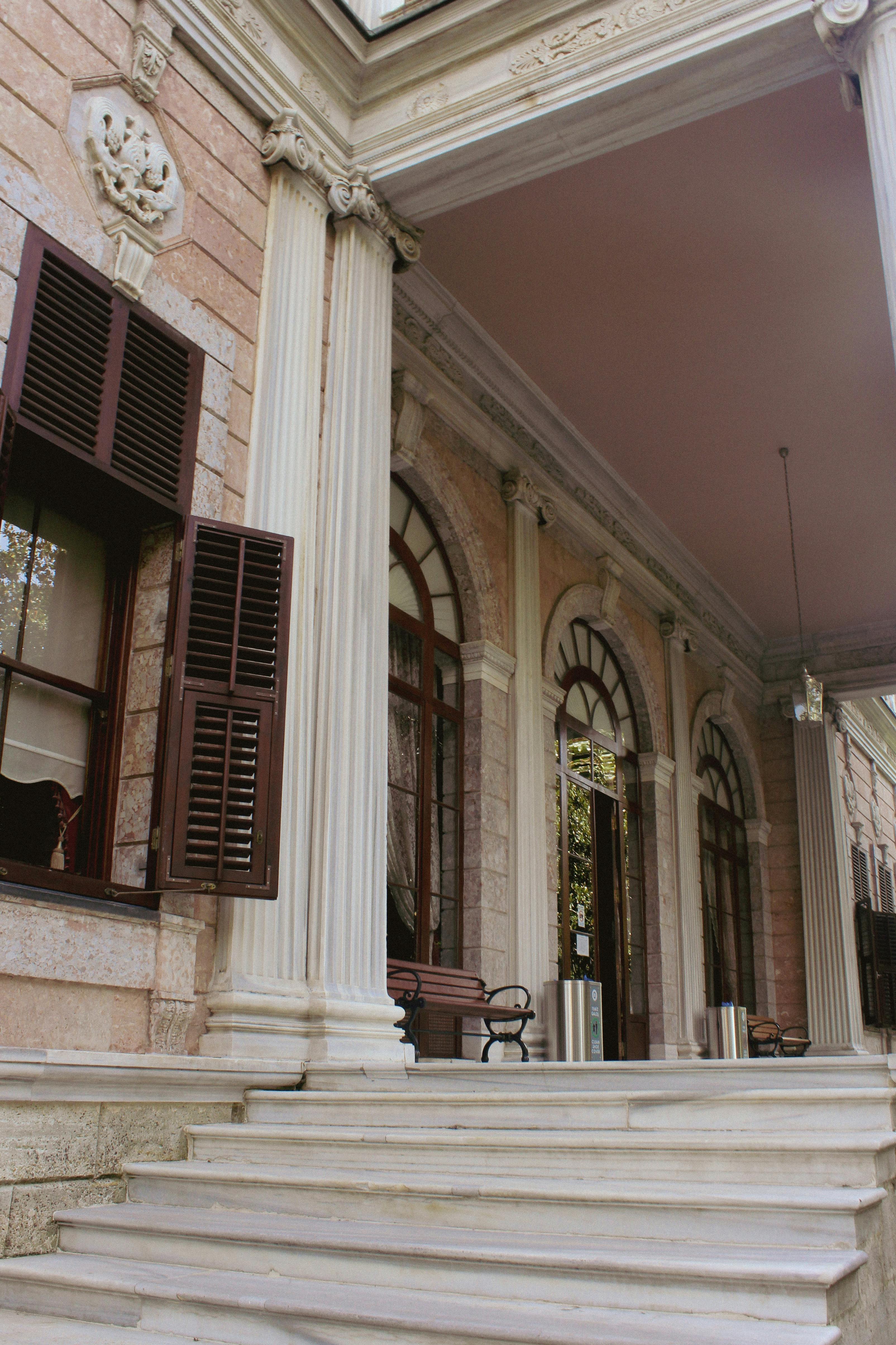 Museum Steps Photos, Download The BEST Free Museum Steps Stock Photos ...