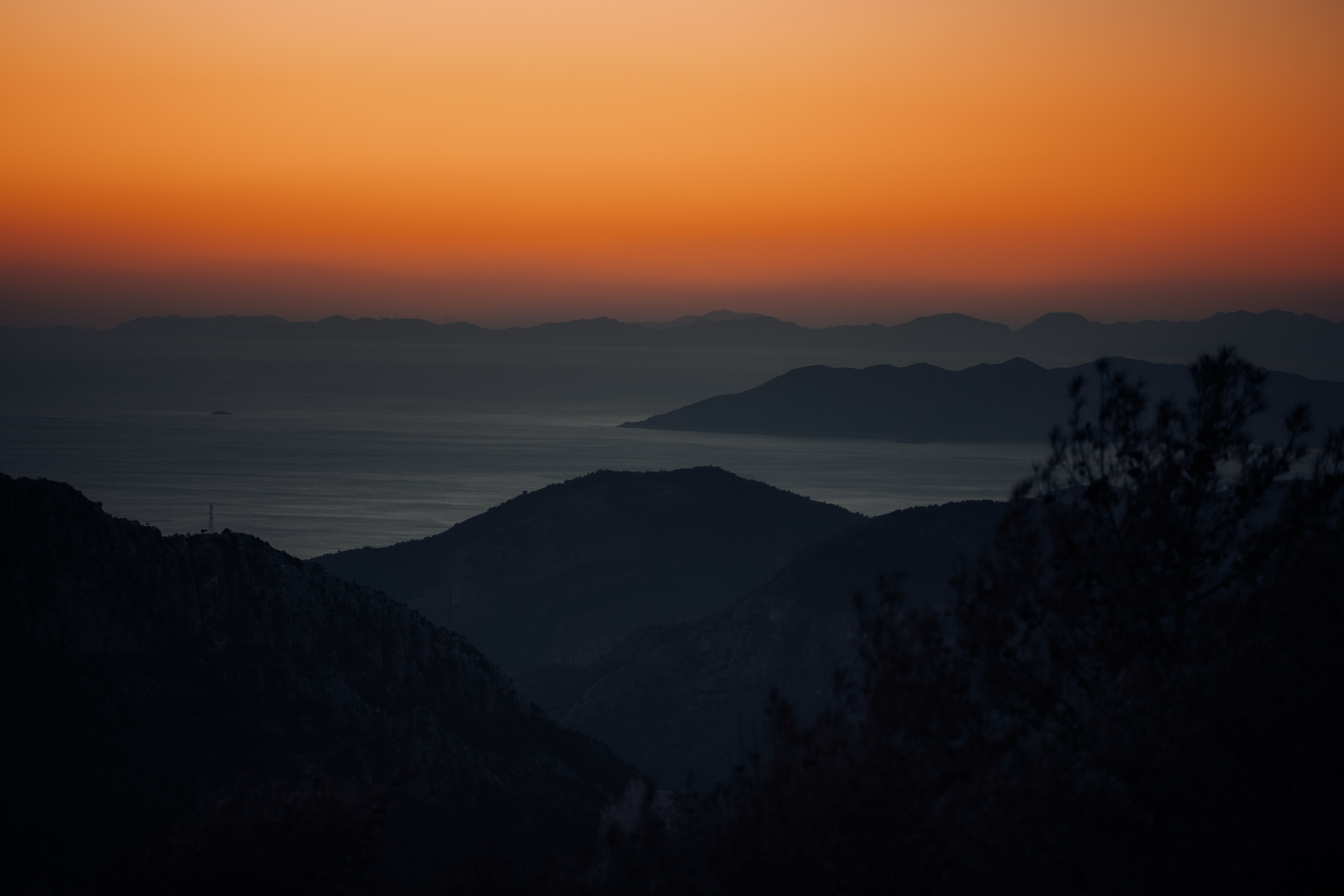 Seascape and Mountain Coast at Dusk · Free Stock Photo