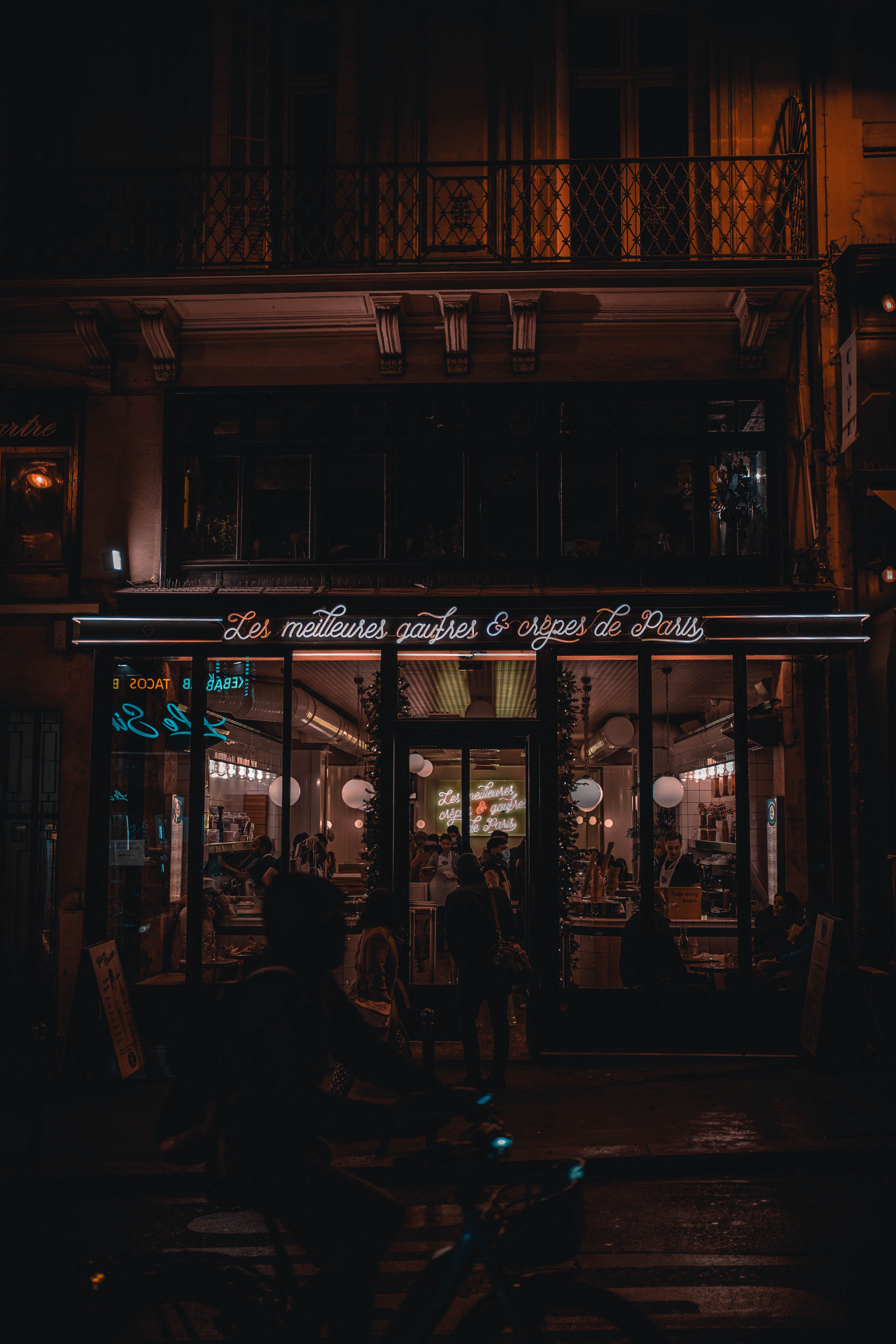 Exterior of Diner at Night · Free Stock Photo