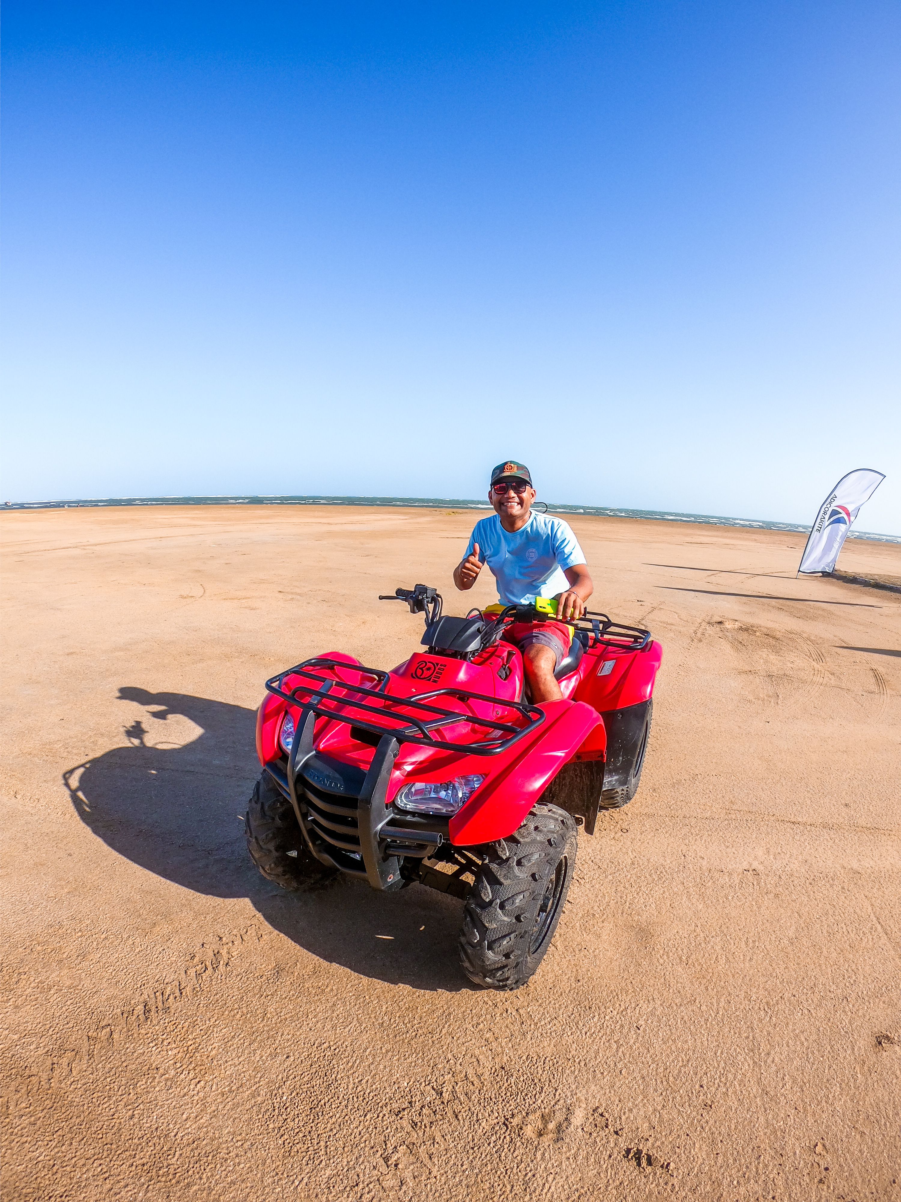 Dune Buggies on Sand Dunes Under a Clear Blue Sky · Free Stock Photo