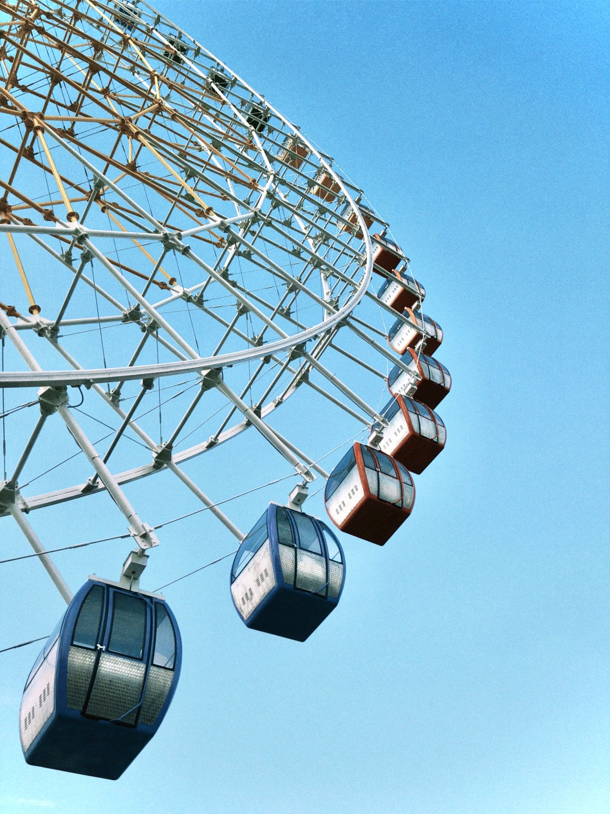 White Steel Ferris Wheel · Free Stock Photo