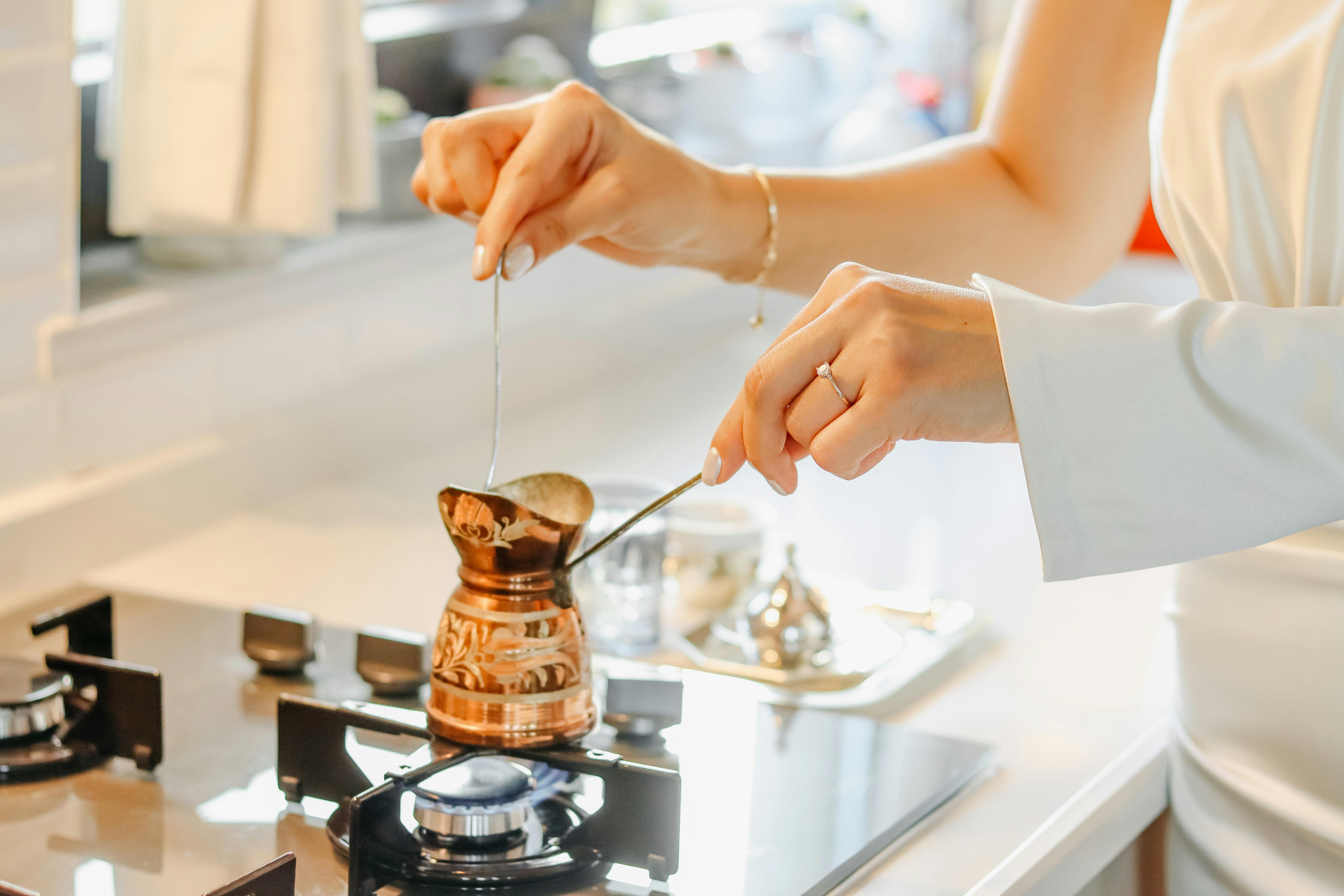 Low Flame Cooking Photos, Download The BEST Free Low Flame Cooking ...