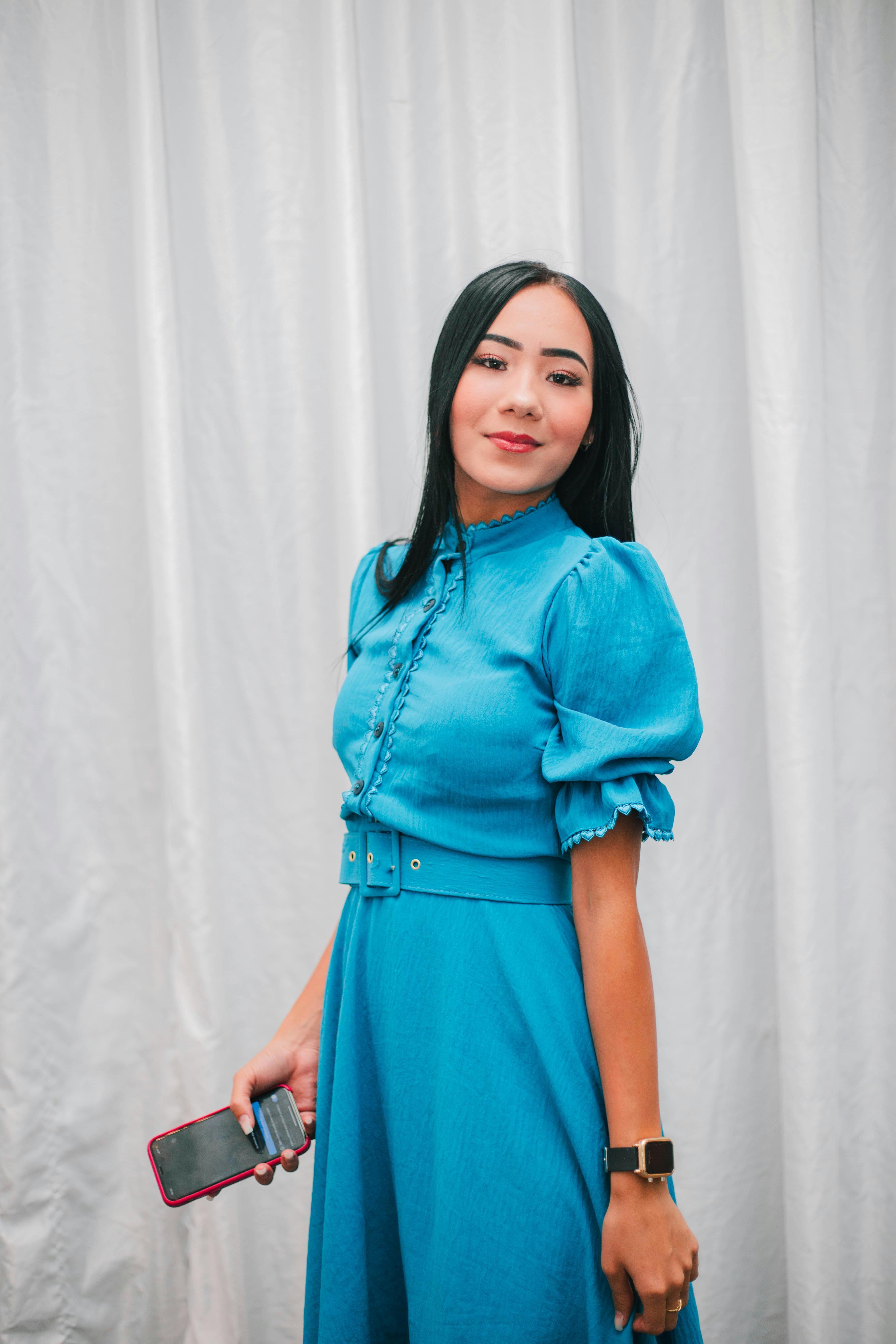 Beautiful Dresses Background Photos, Download The BEST Free Beautiful ...