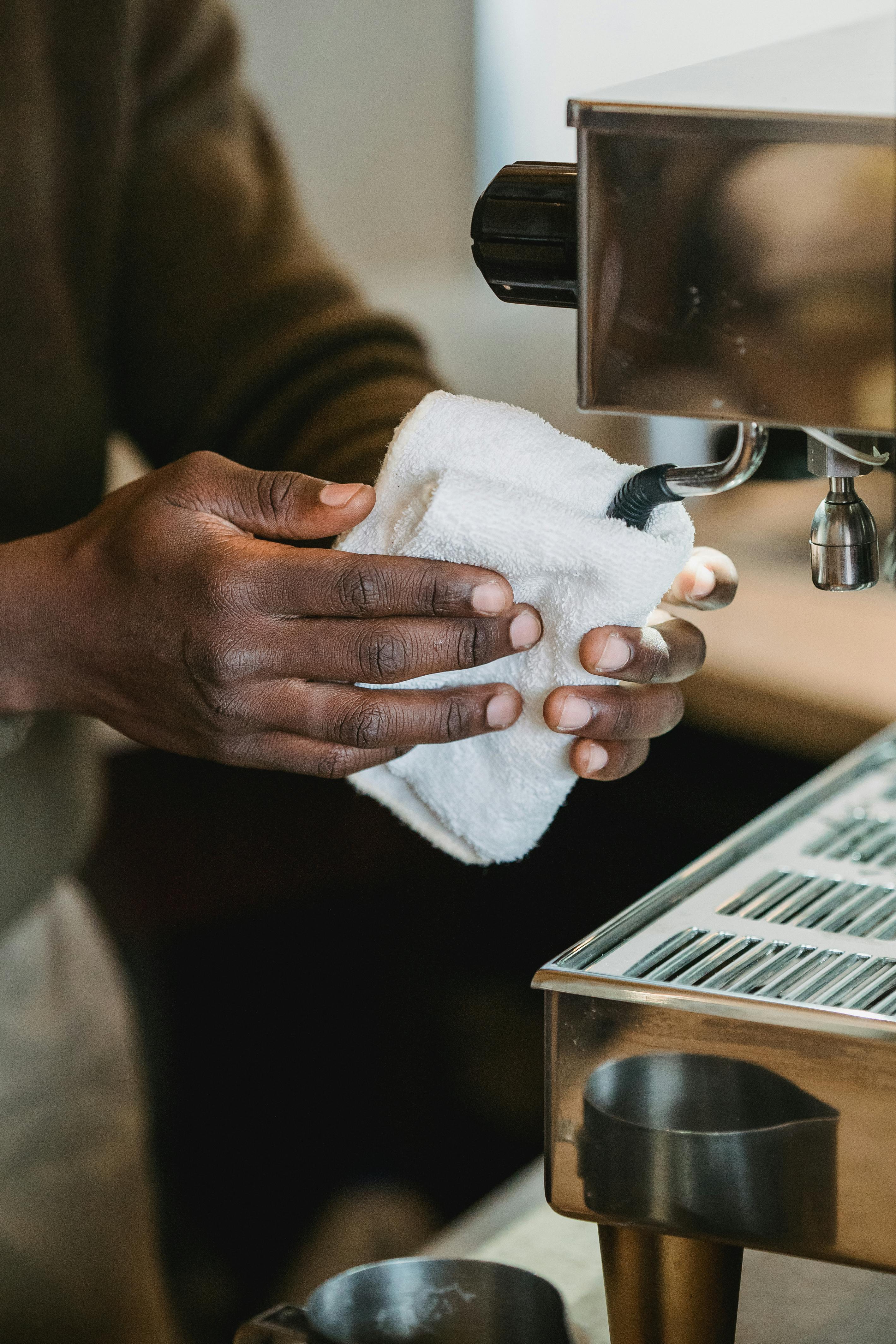 Hygiene in Coffee Shop · Free Stock Photo