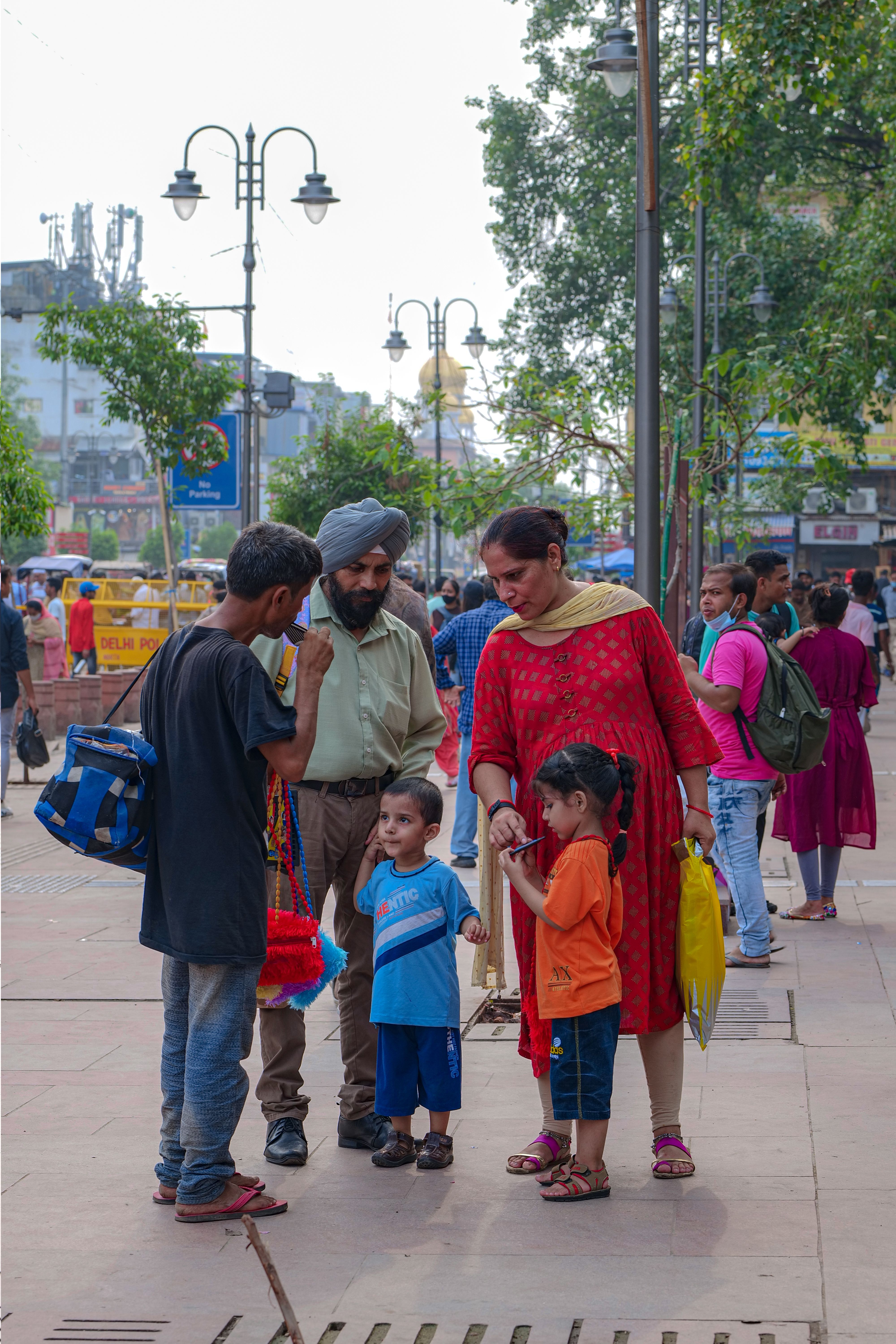 People in the Street of India · Free Stock Photo