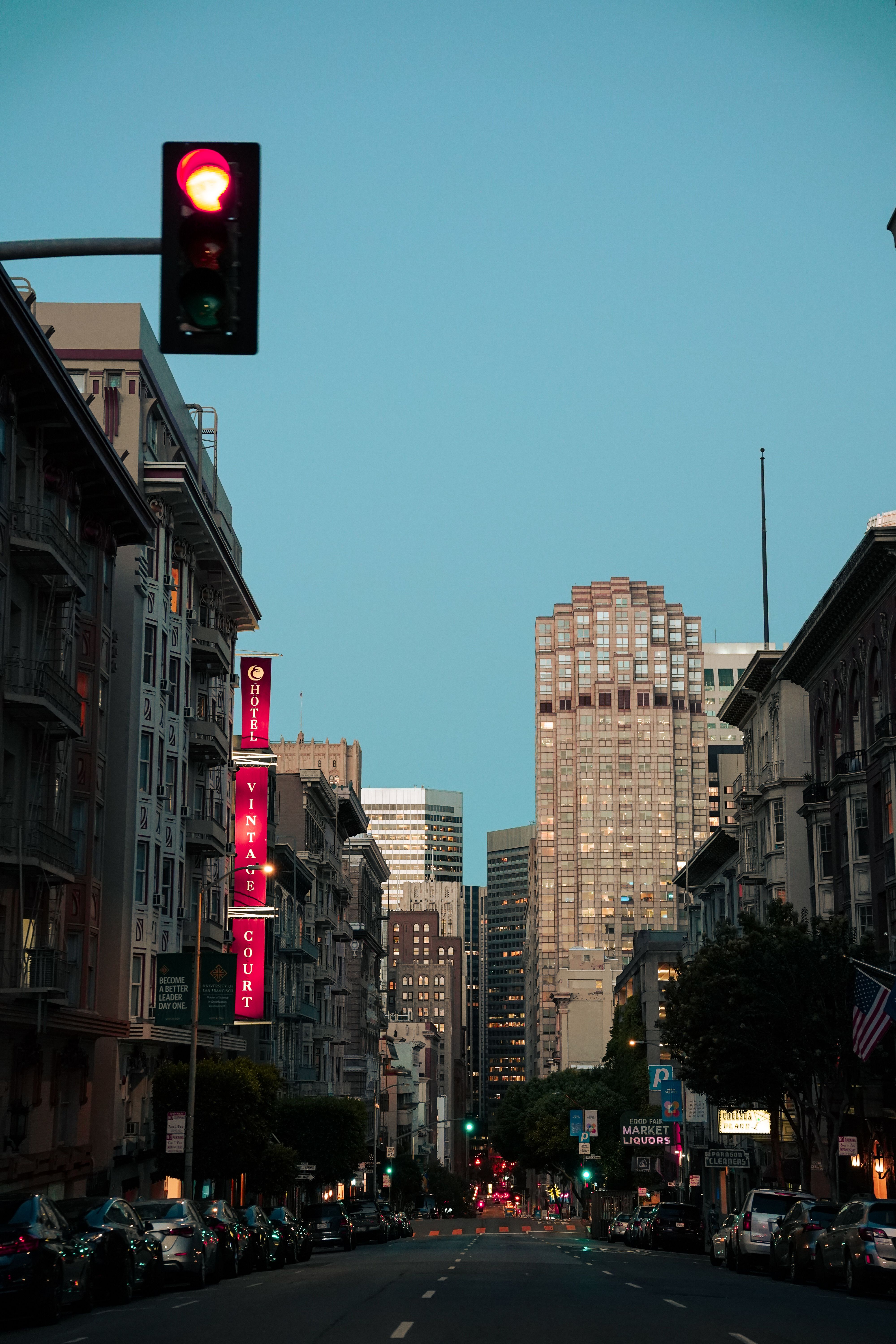Traffic on City Main Street · Free Stock Photo