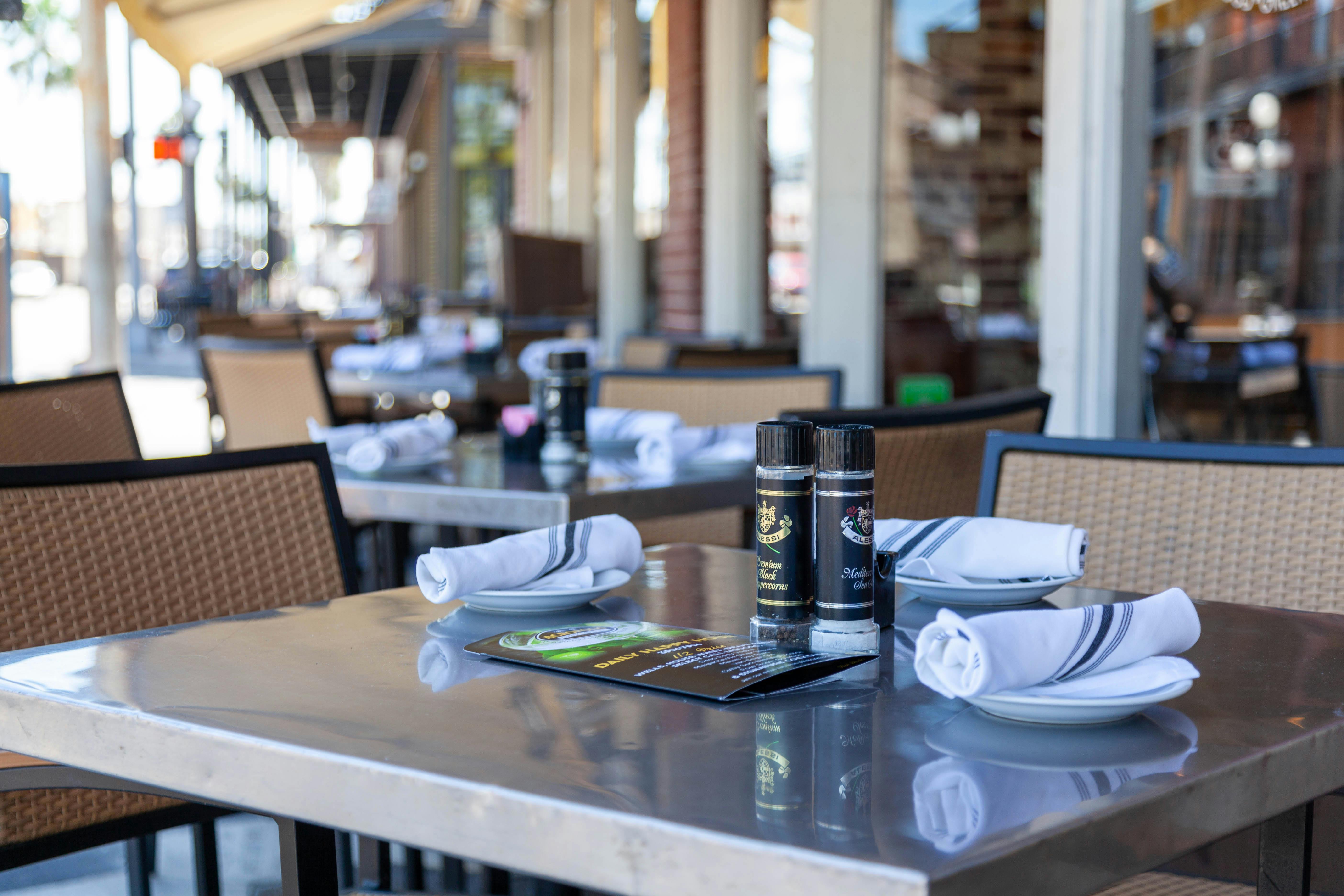 Table Setting in a Restaurant · Free Stock Photo