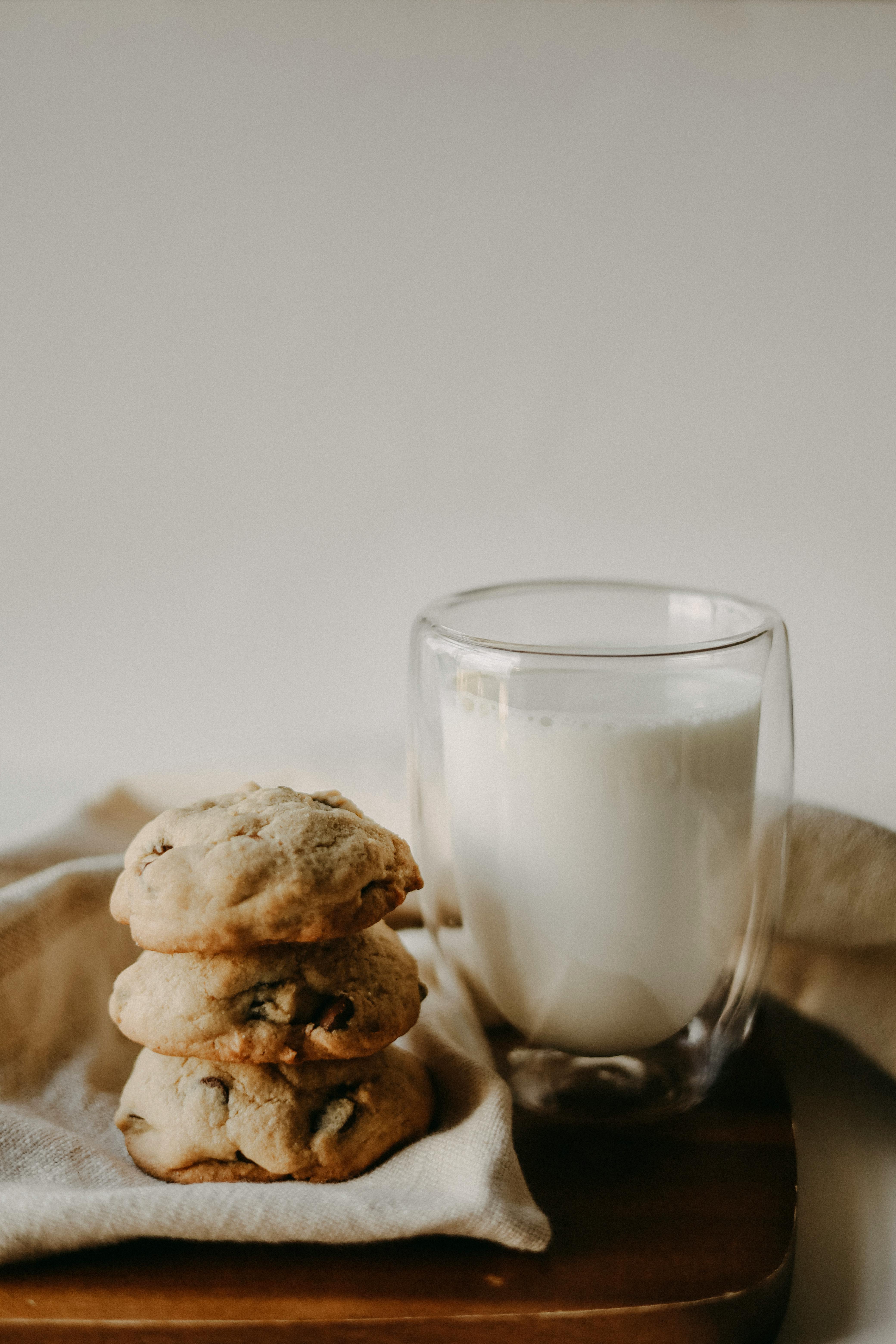 Milk and Cookies · Free Stock Photo