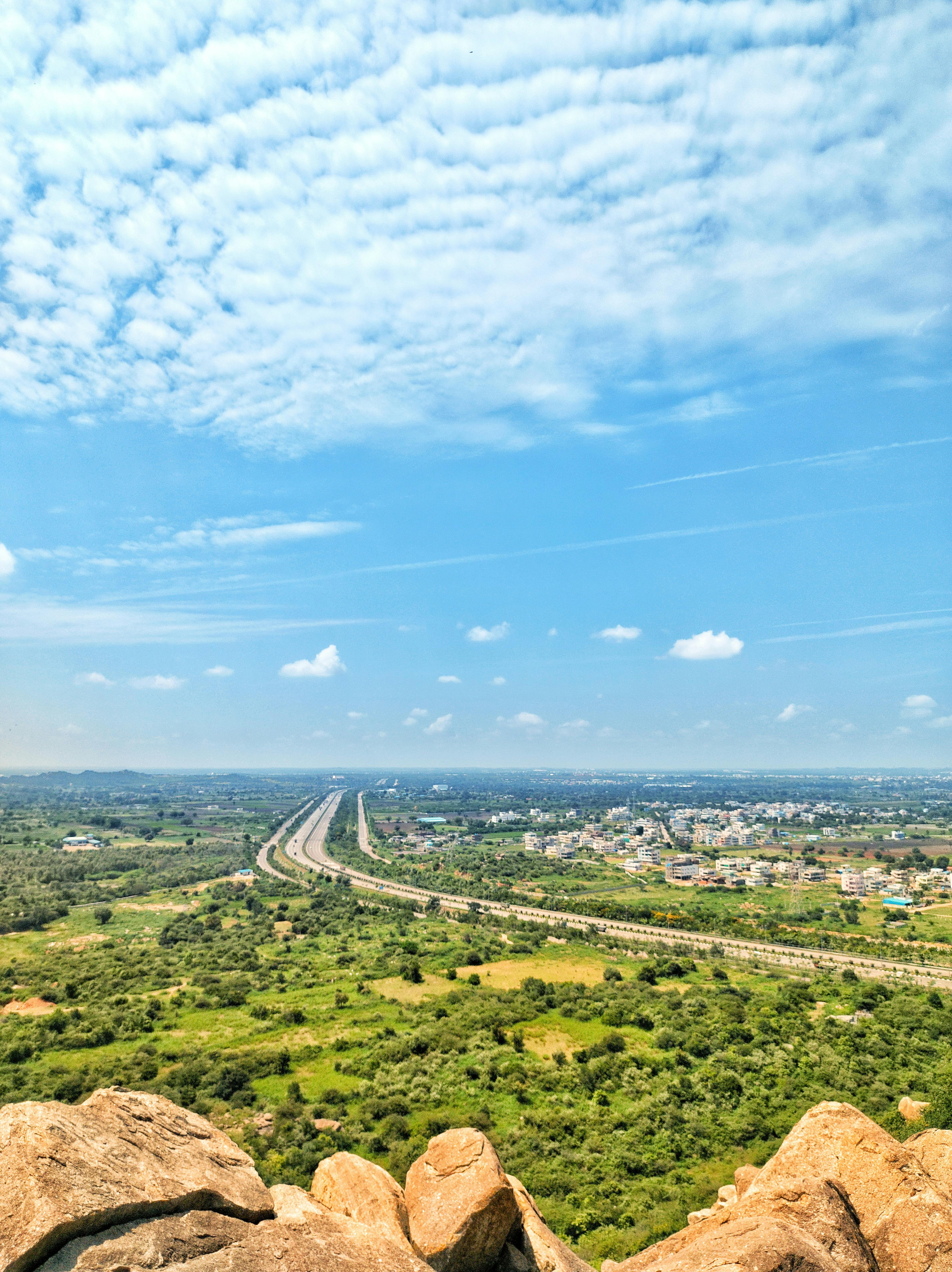 View from the Koheda Gutta Observation Point in India · Free Stock Photo