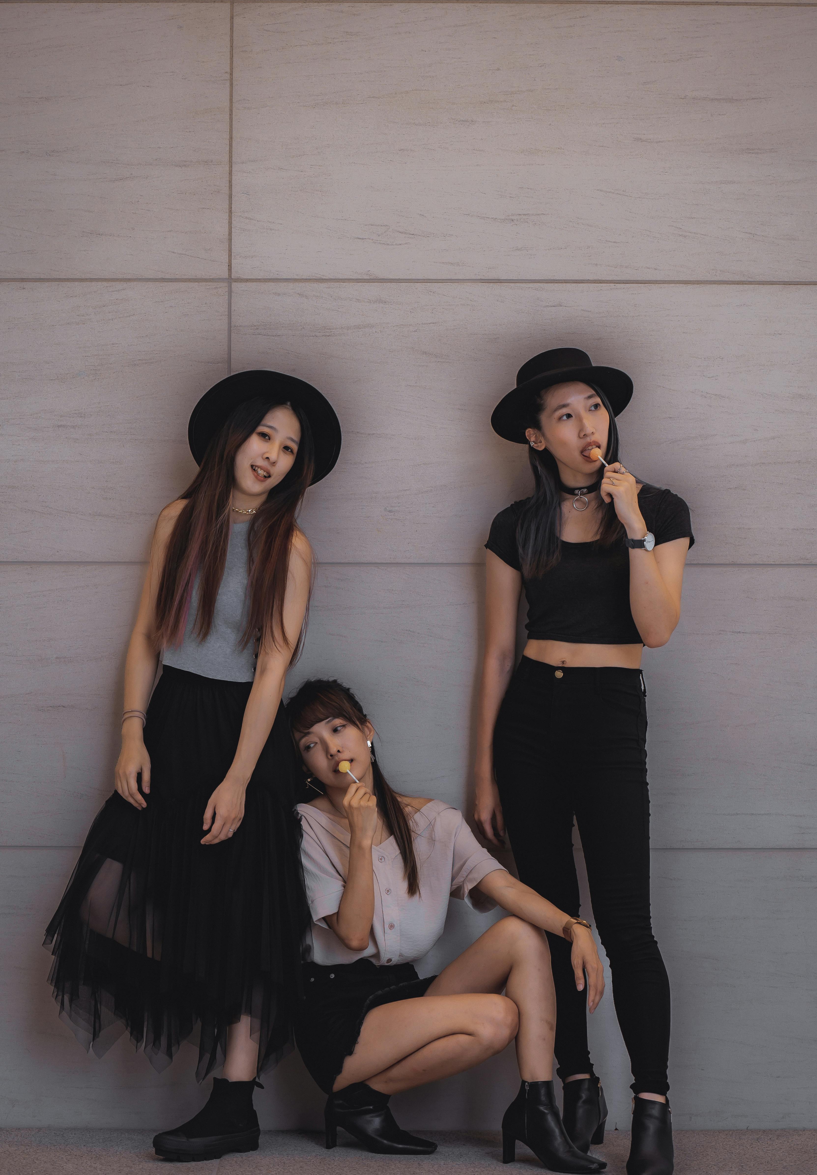 Woman Braiding her Friends Hair · Free Stock Photo