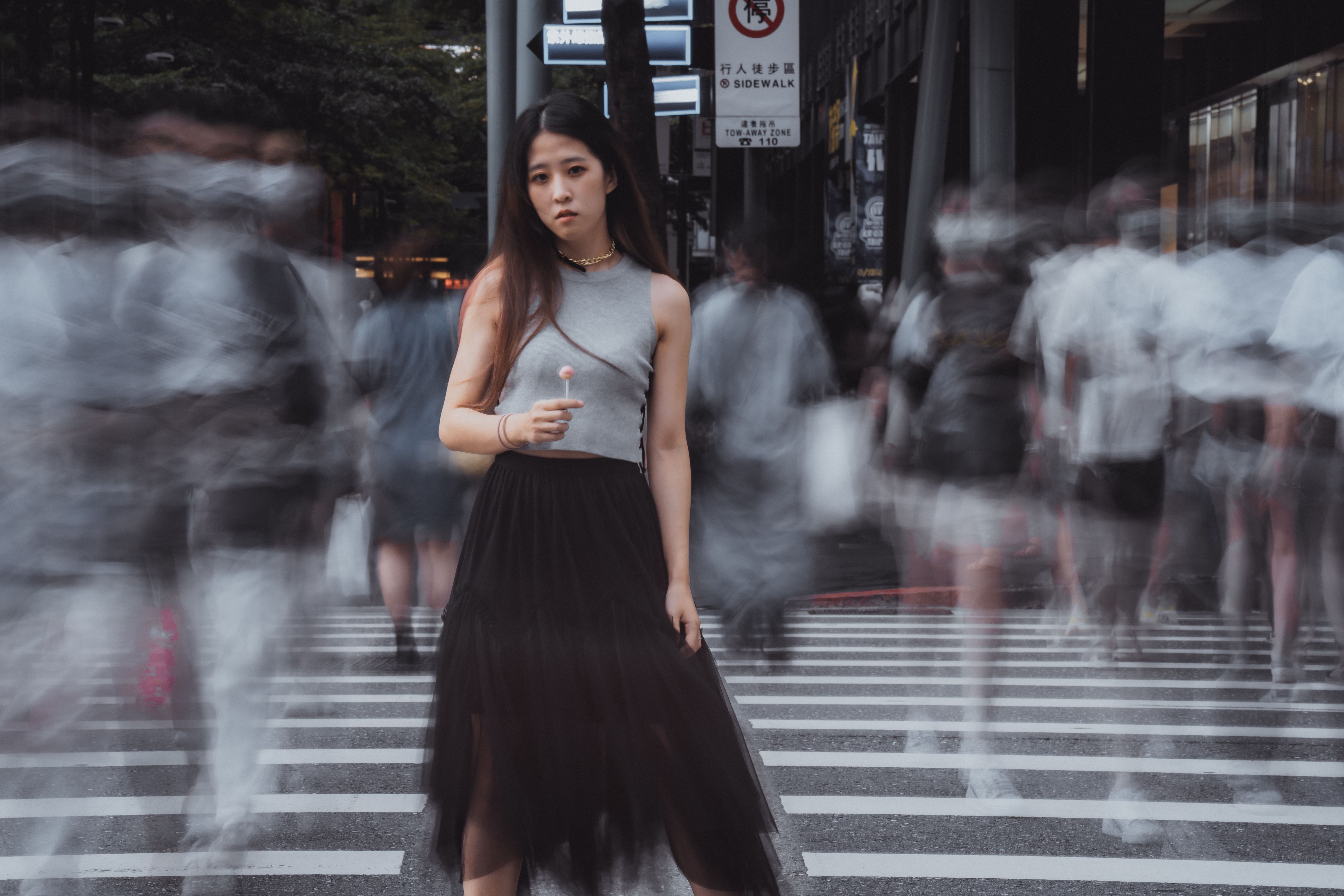 Walking Backwards Street Photos, Download Free Walking Backwards Street ...