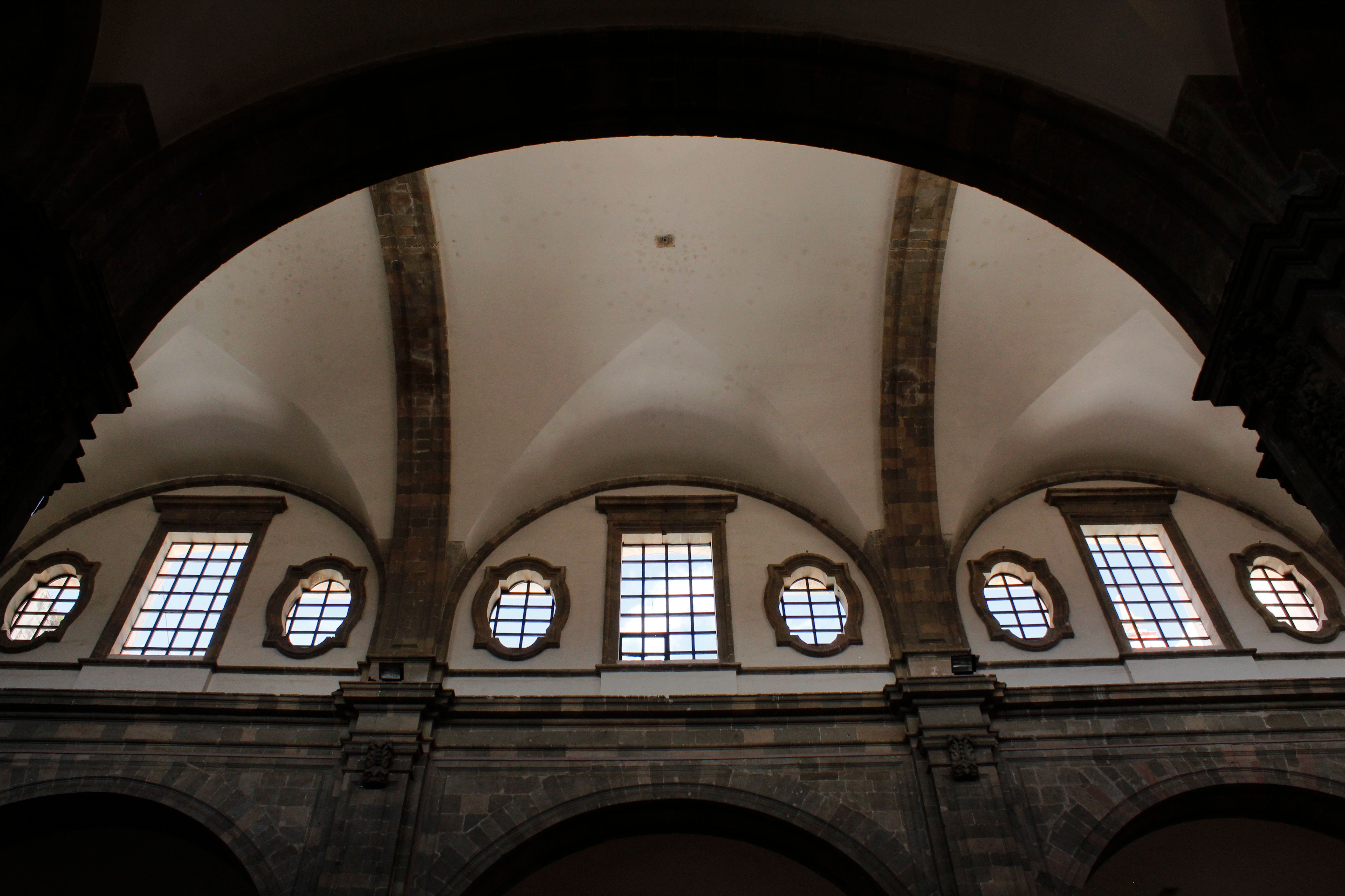 Ceiling Designs Photos, Download Free Ceiling Designs Stock Photos & HD ...