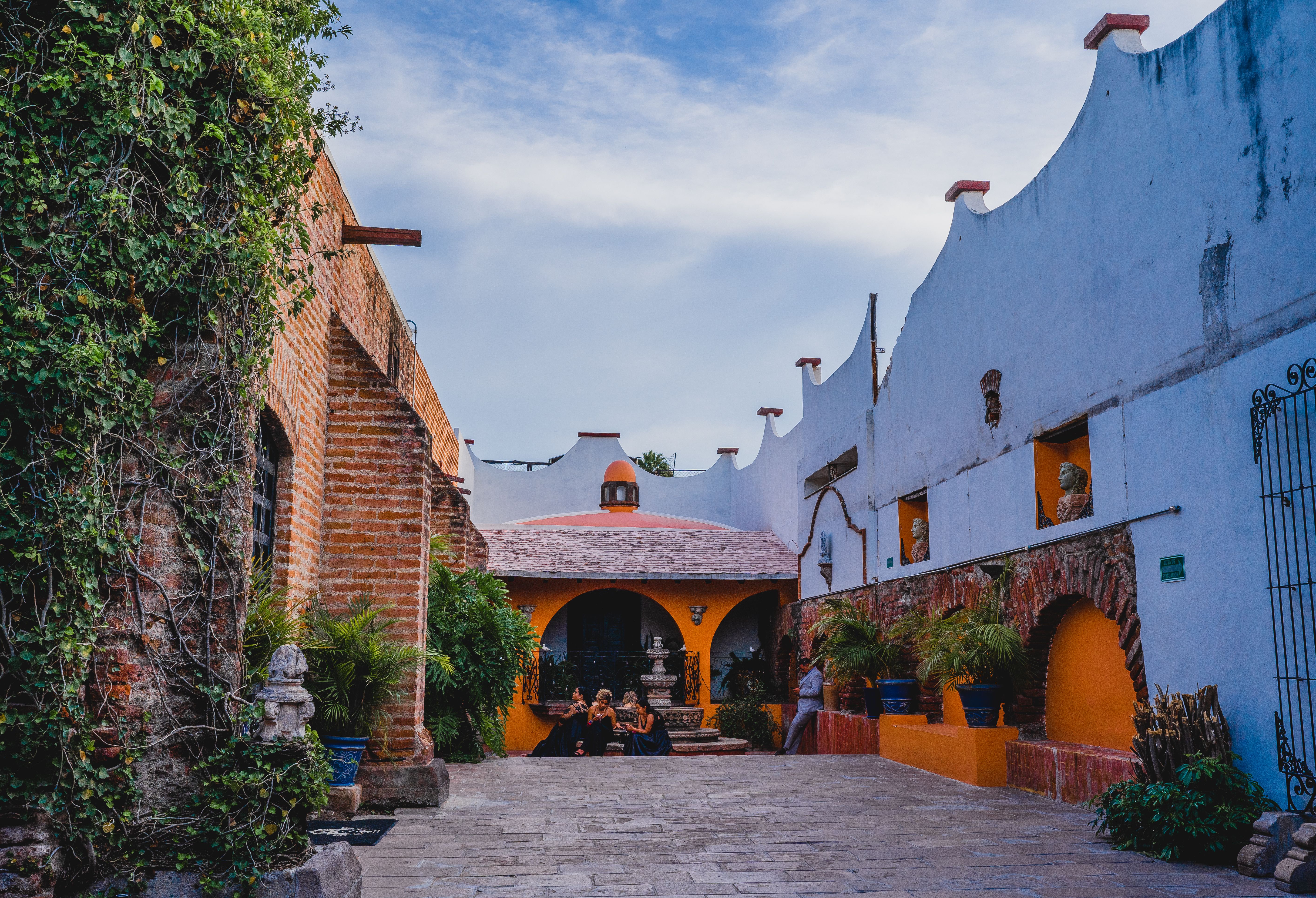 Old Historic Building Yard on Sunset · Free Stock Photo