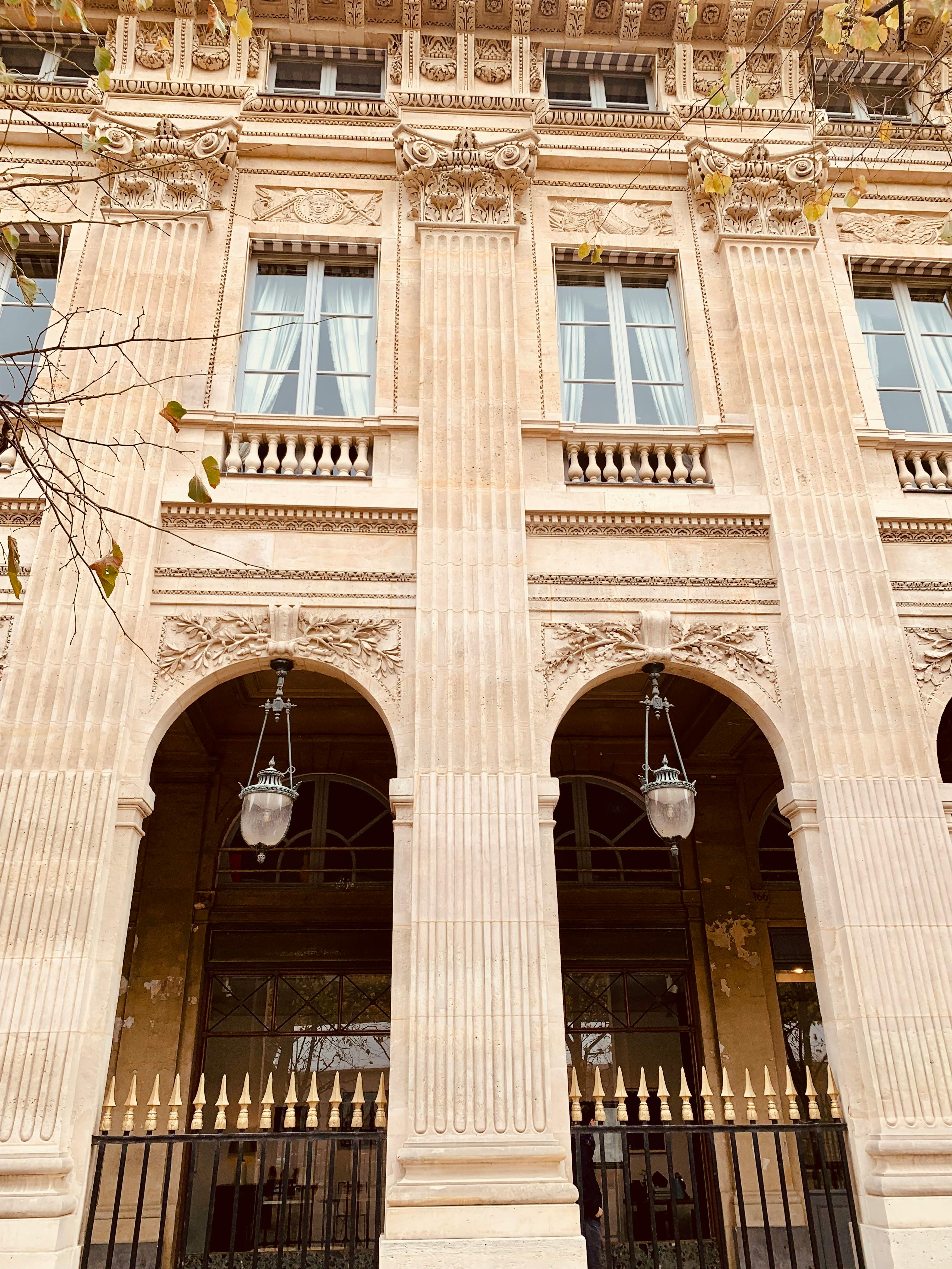 Brown Concrete Building · Free Stock Photo