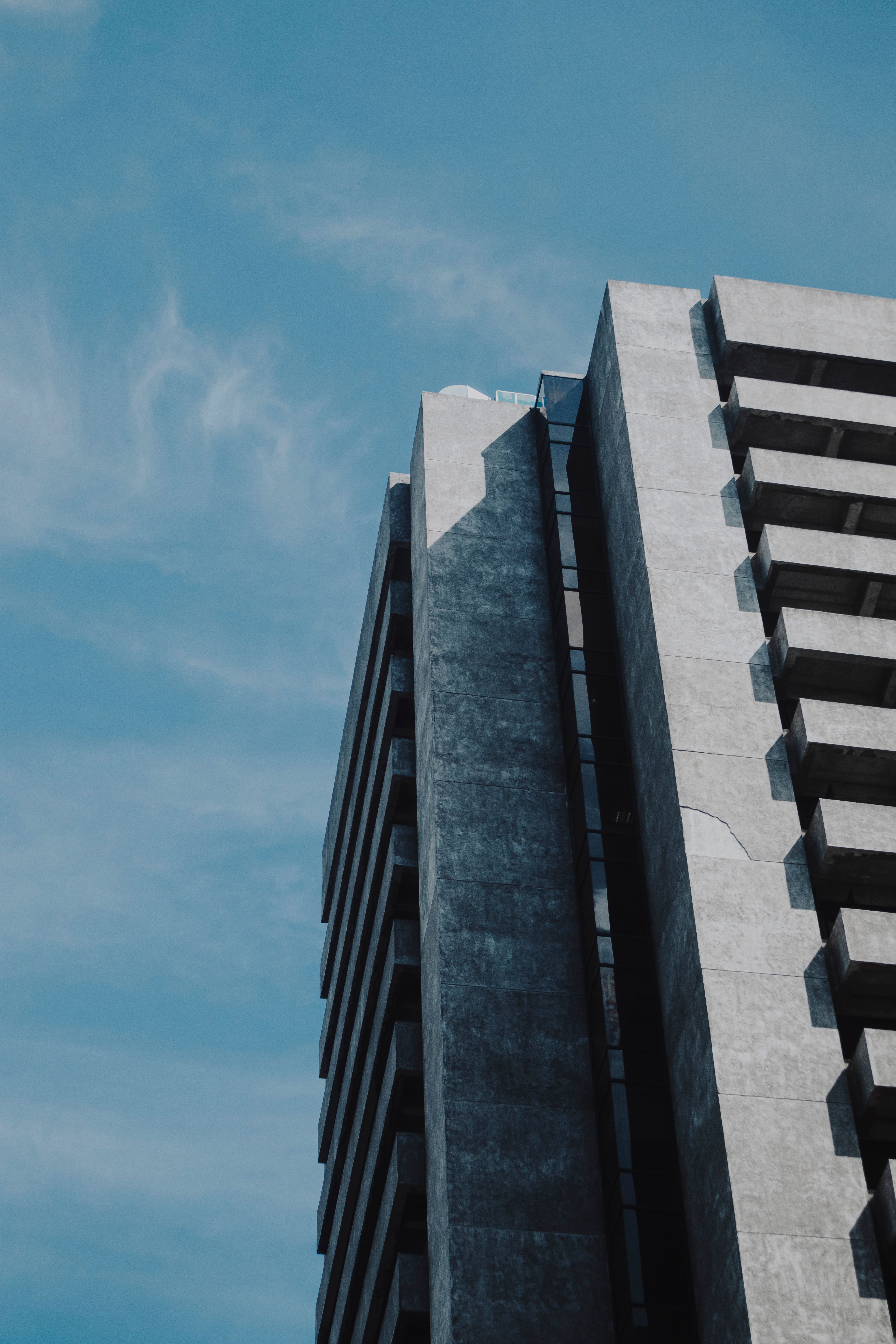 Vintage Building Wall in Shadow · Free Stock Photo
