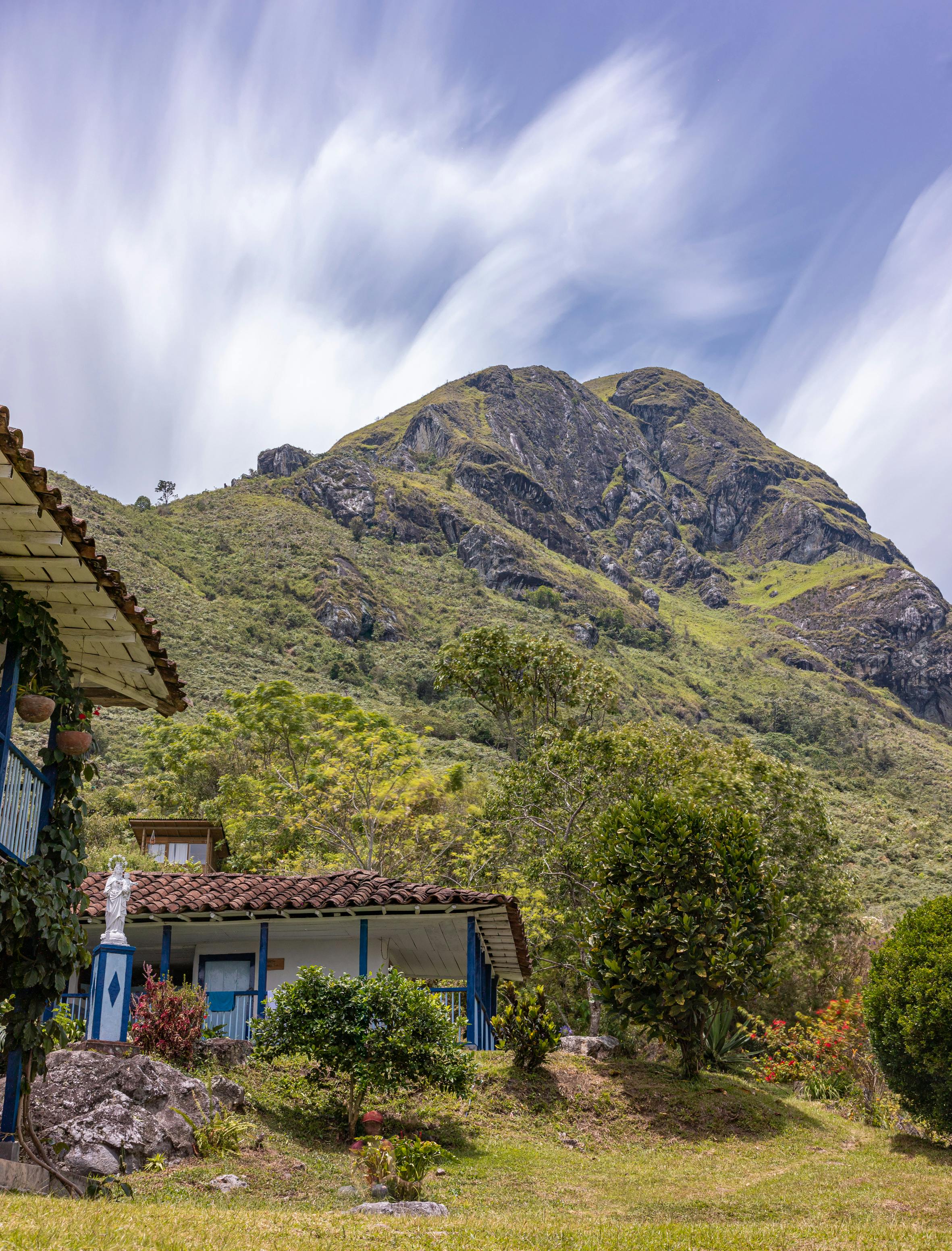 A White Building Structure on the Hilltop · Free Stock Photo