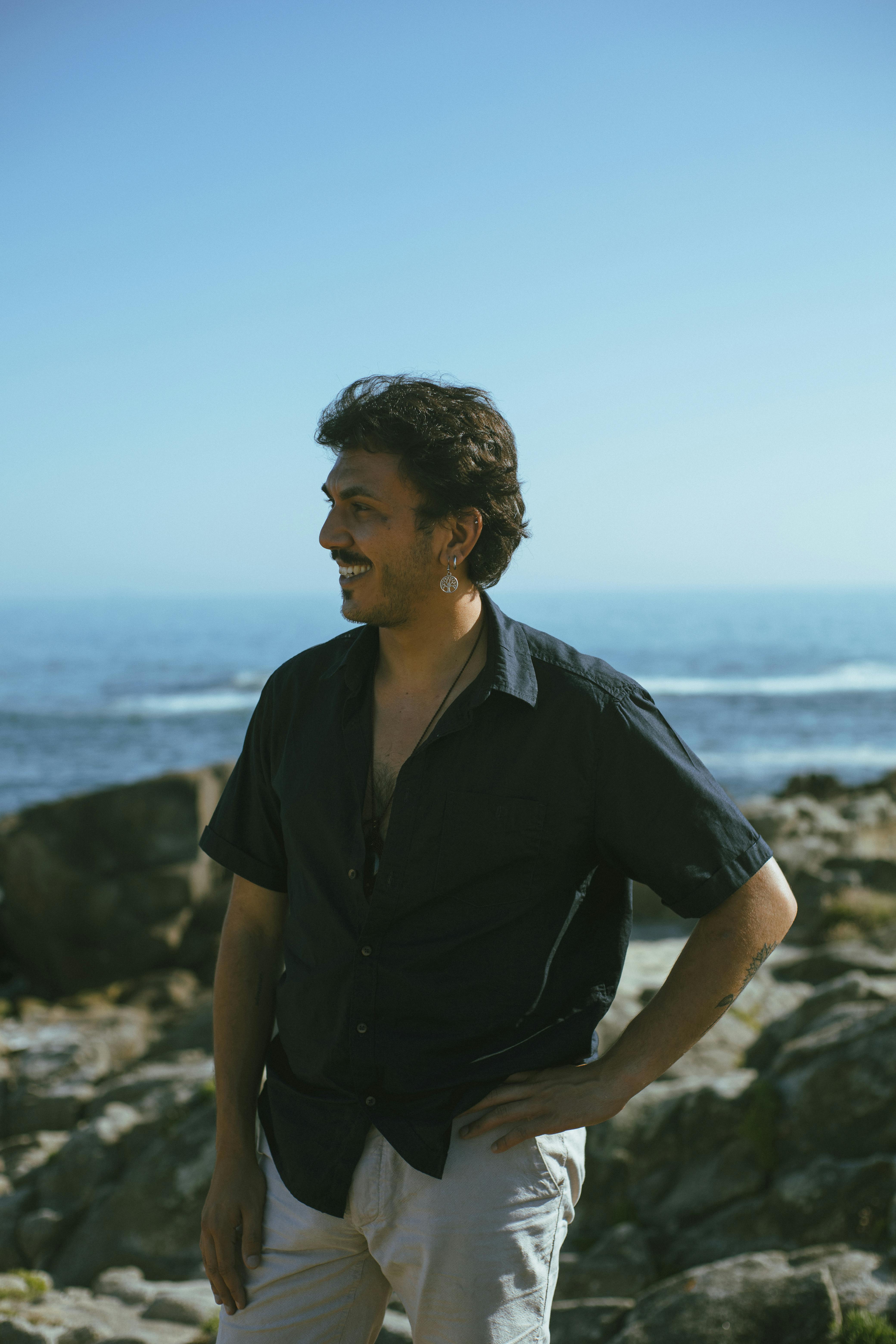 Idle Standing Poses Photos, Download The BEST Free Idle Standing Poses ...