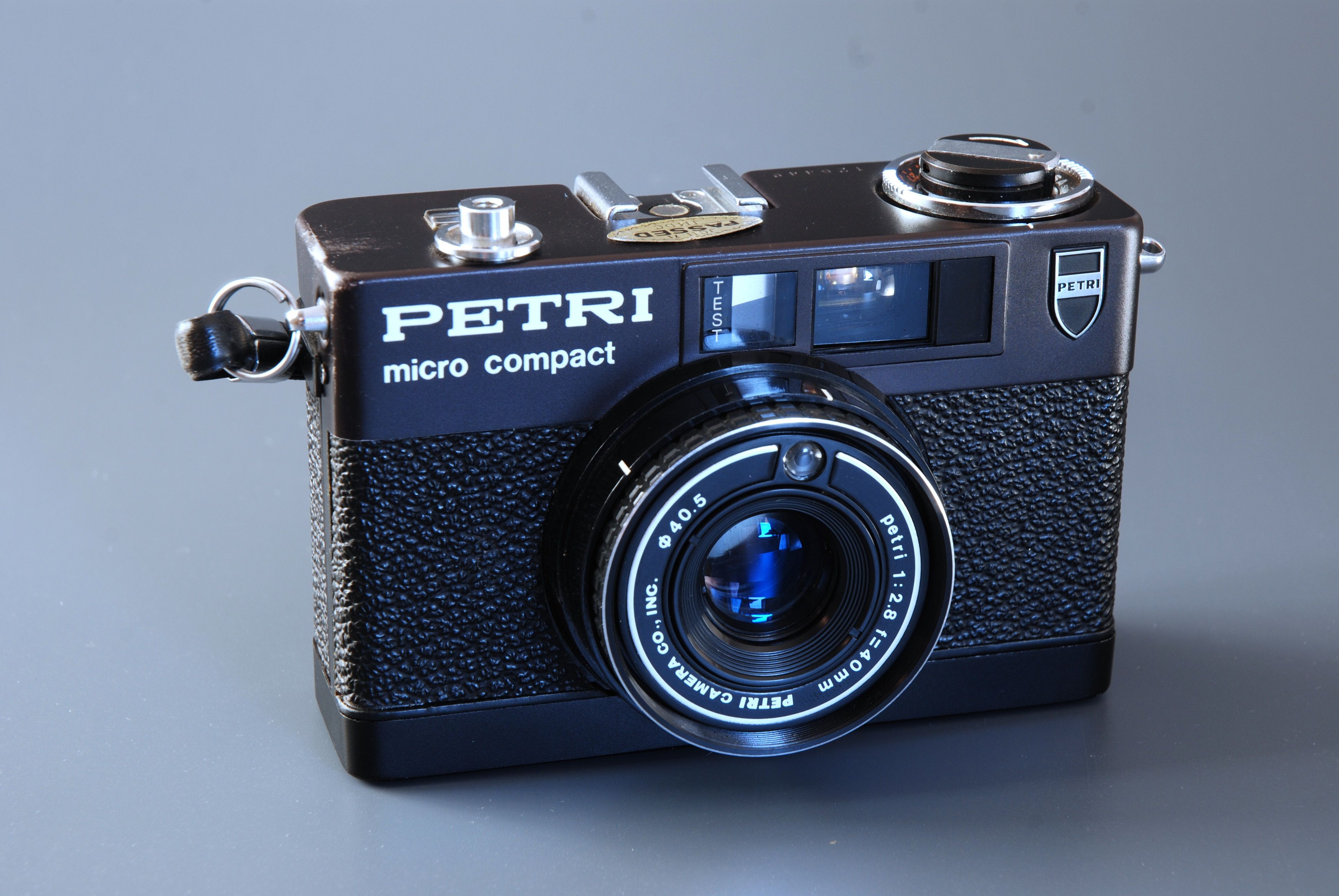 Close-up of a Petri Micro Compact Film Camera · Free Stock Photo