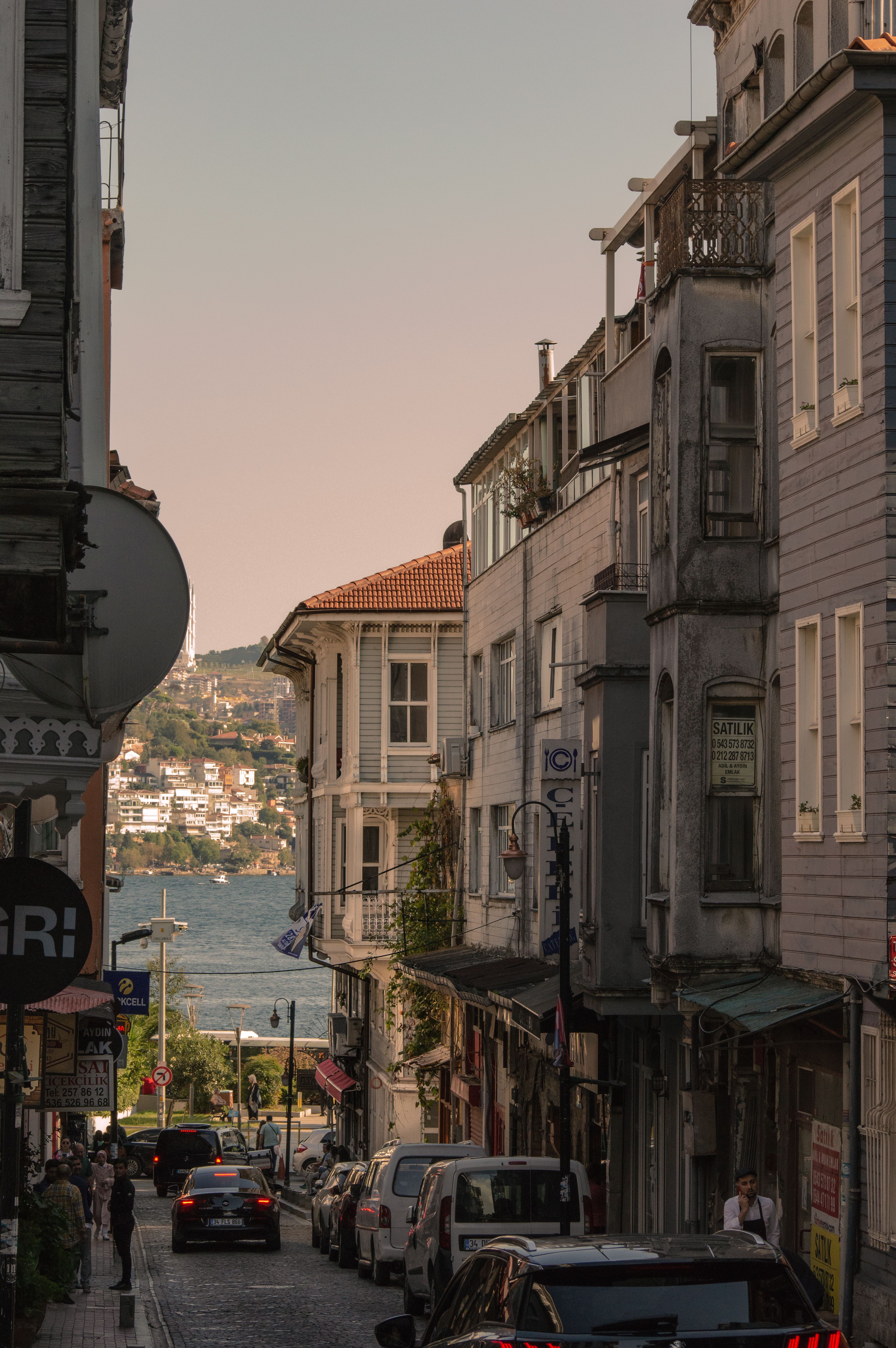 Narrow Road in Between Houses · Free Stock Photo
