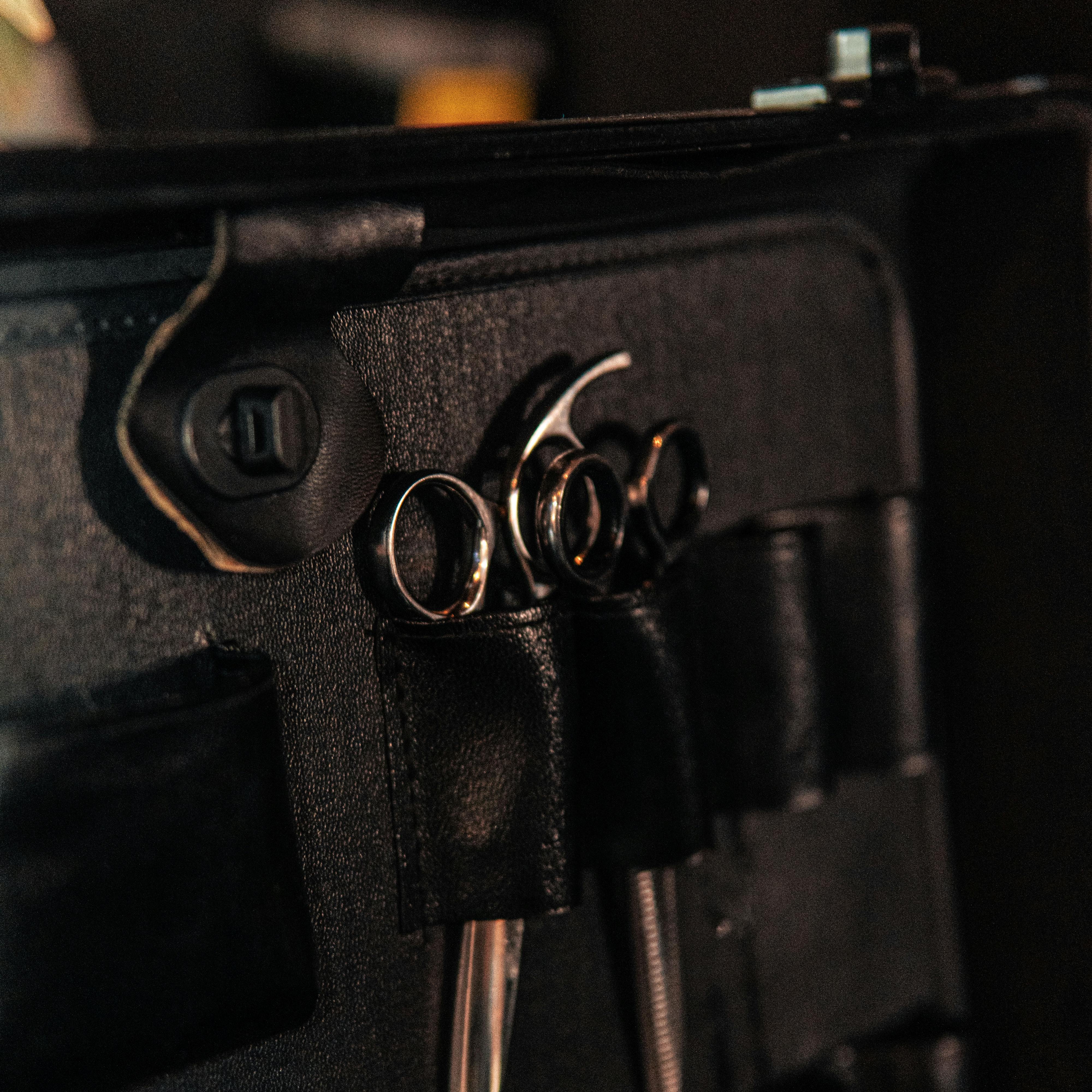 What is Sharp Typeface – Logomakershop Glossary