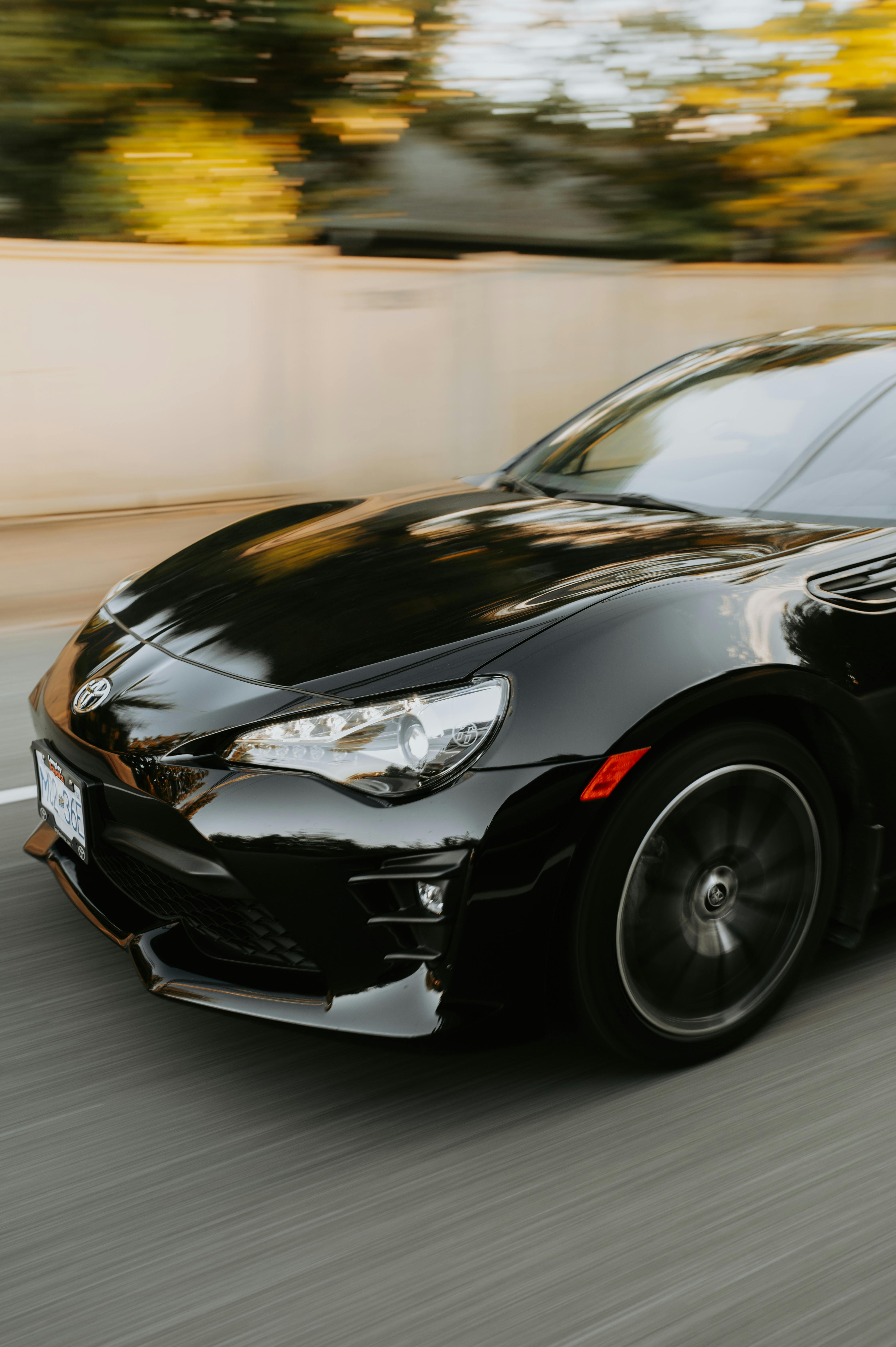 Black Toyota 86 on Road · Free Stock Photo